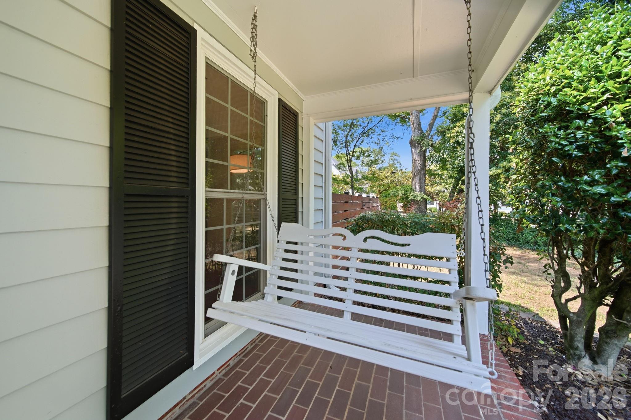 Home for sale at 5600 Carmel Station Avenue, Charlotte, NC — photo 4 of 47