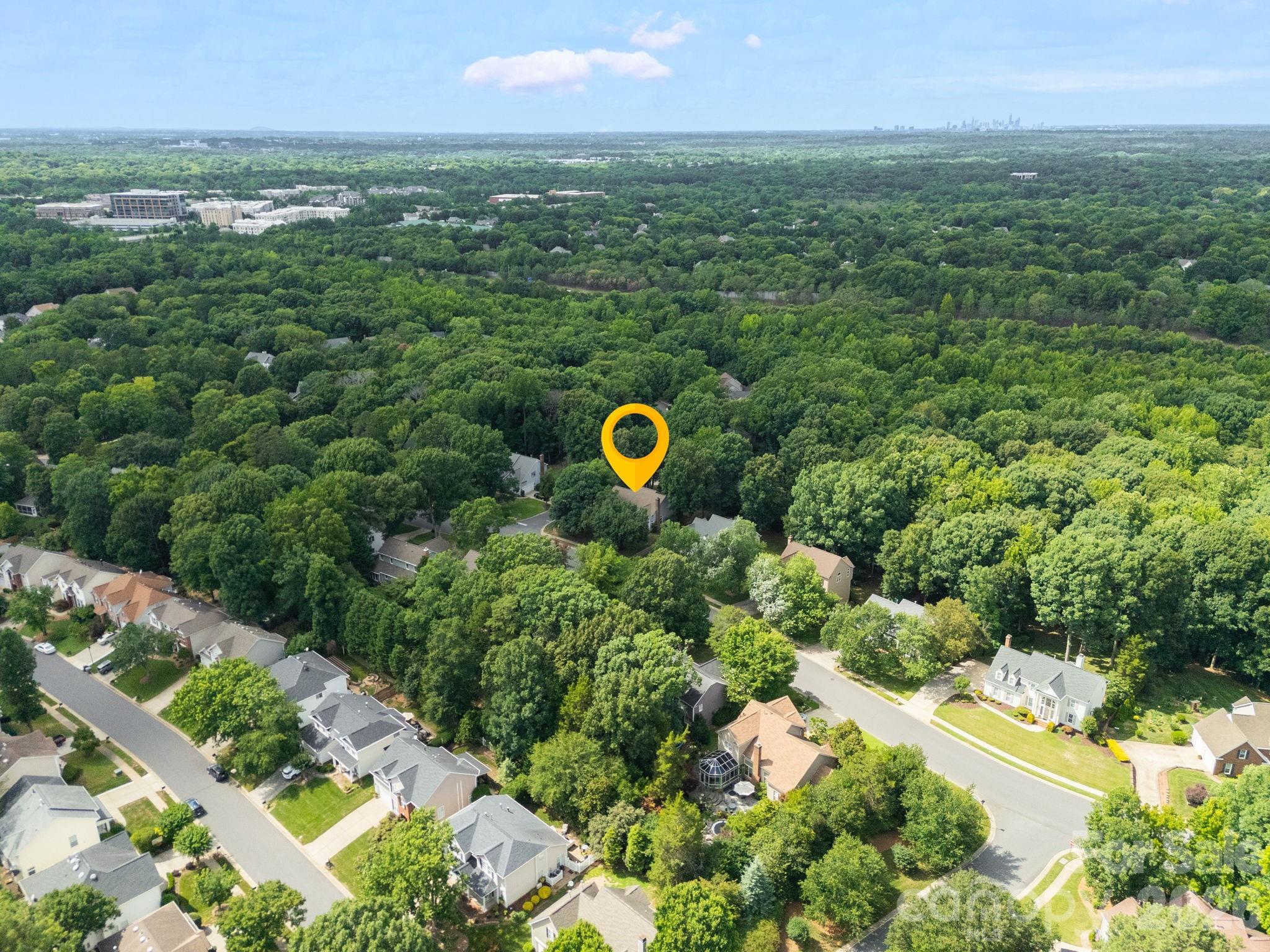 Home for sale at 6632 Elmstone Drive, Charlotte, NC — photo 36 of 38