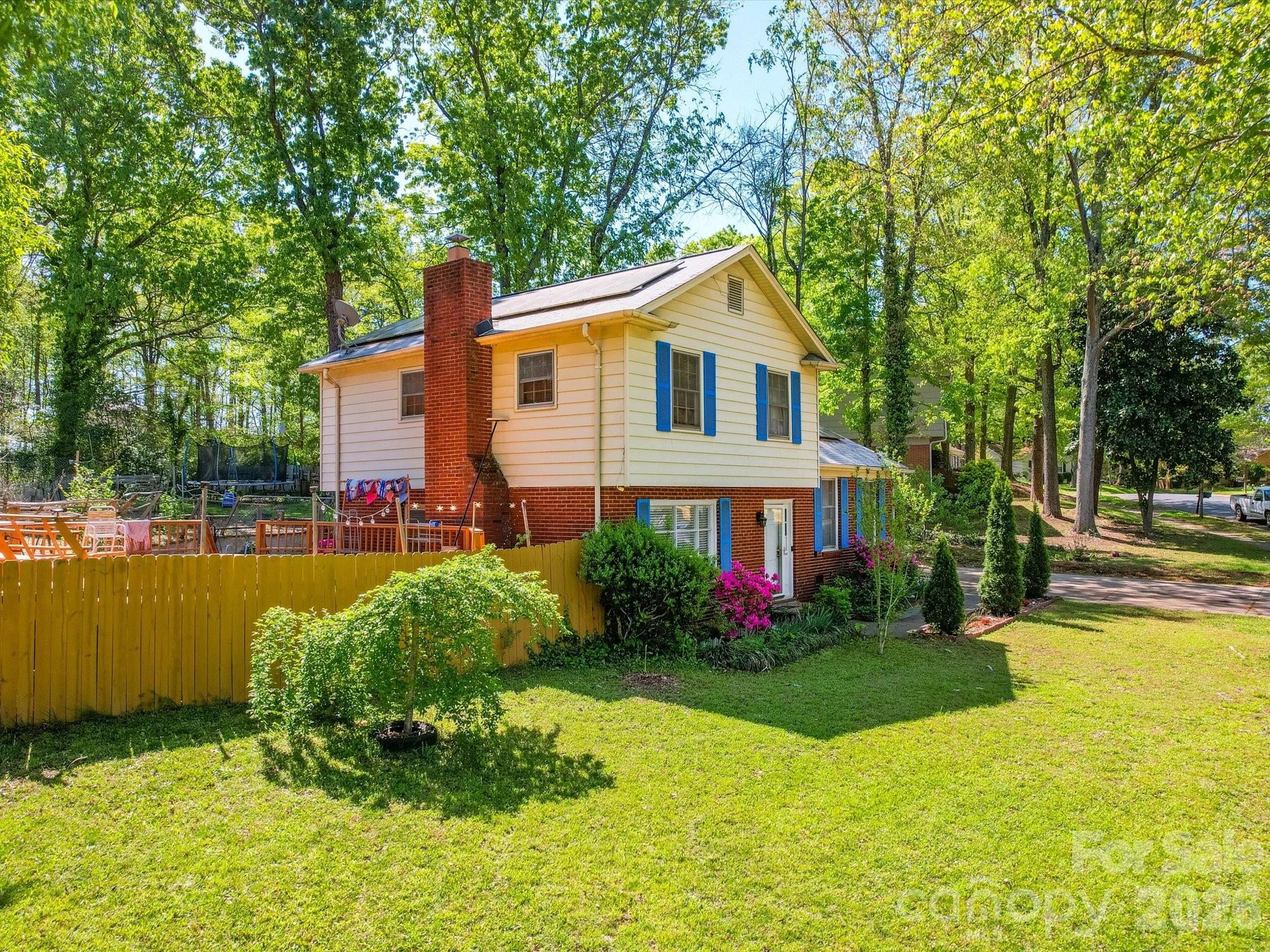 Photo 2 of 6820 Elm Forest Drive, Charlotte, NC