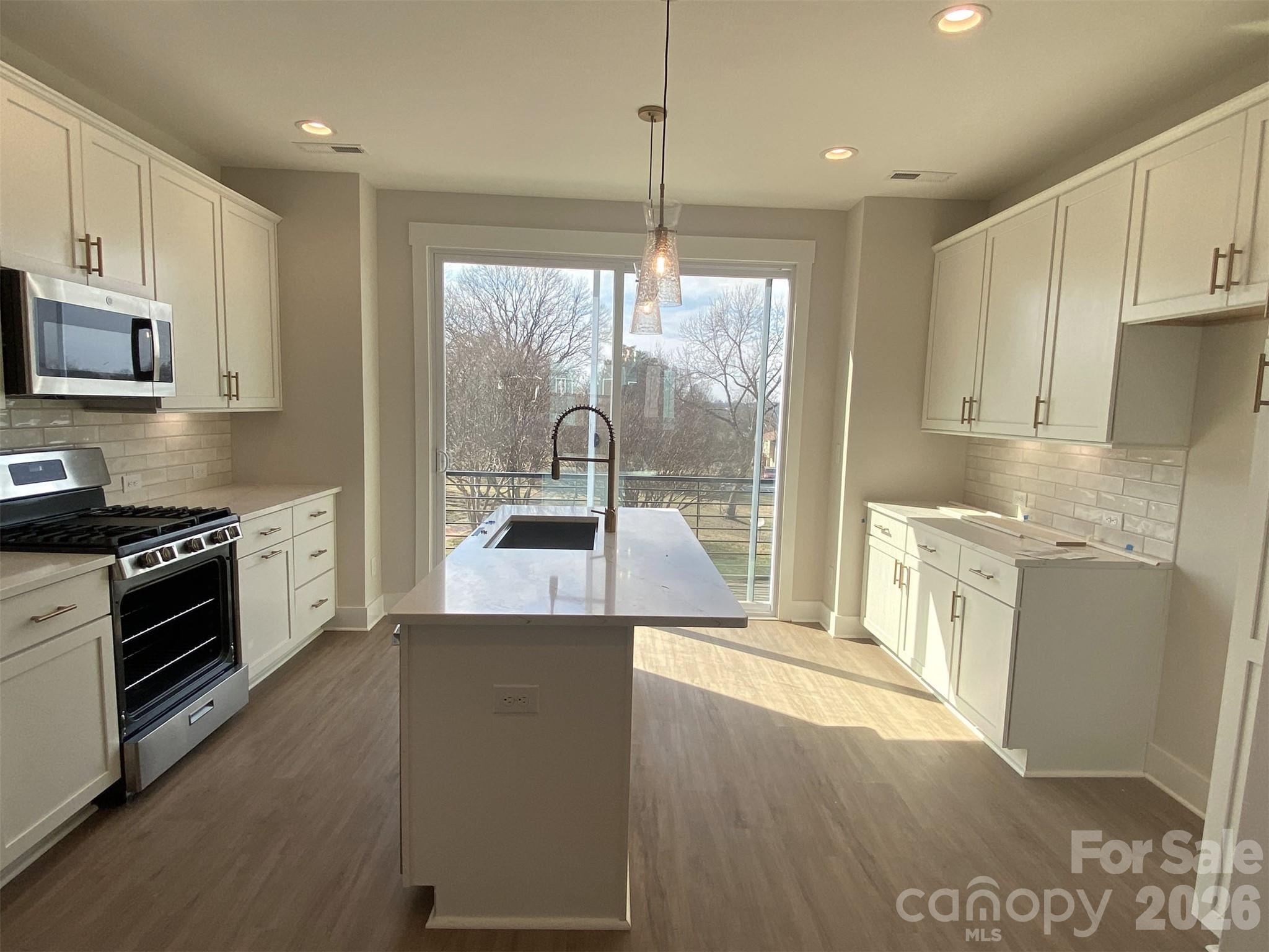 Photo 3 of 930 Callahan StreetEQX1769, Charlotte, NC