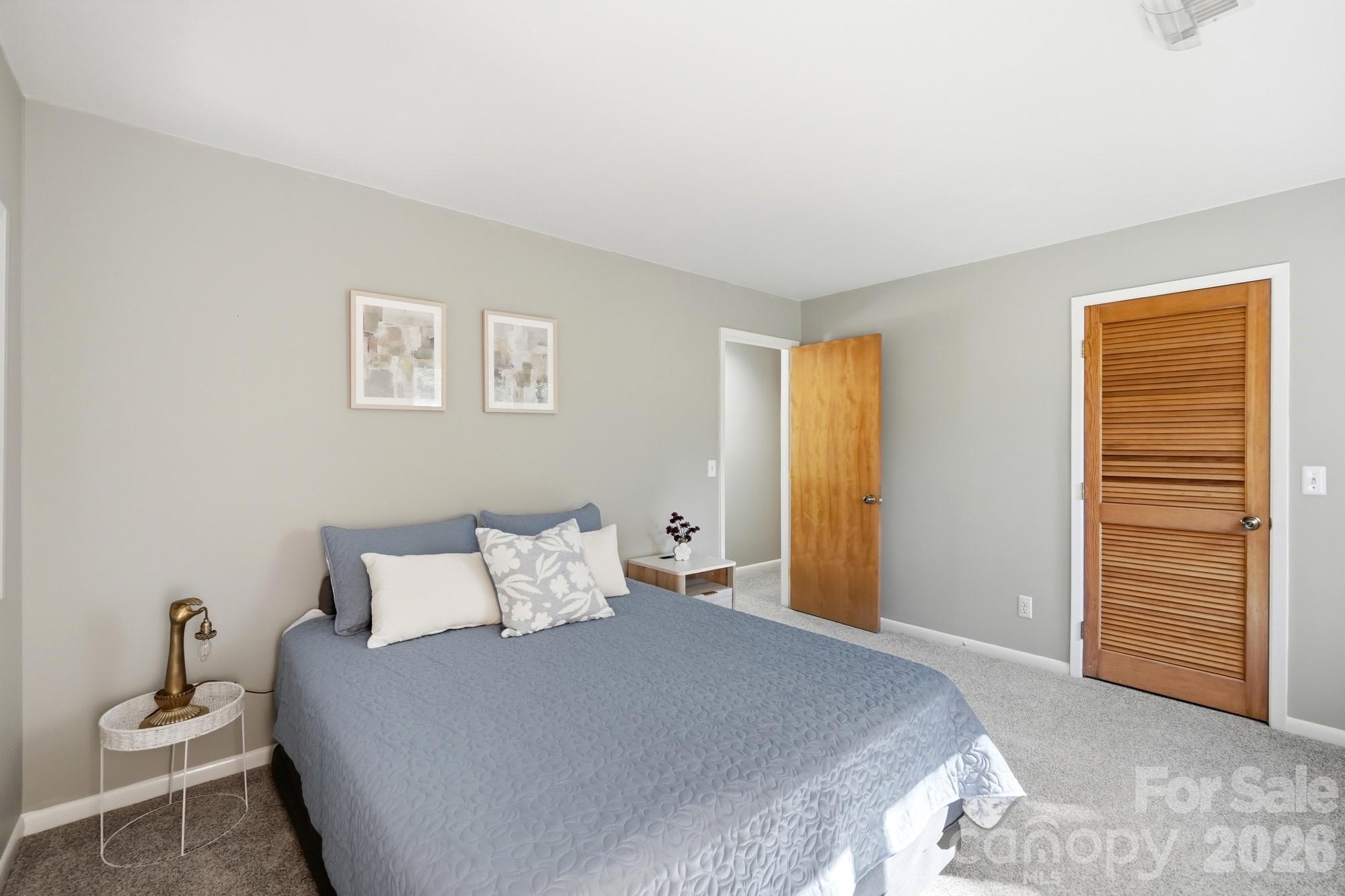 7045 Burlwood Road, Charlotte, NC - photo 29 of 49