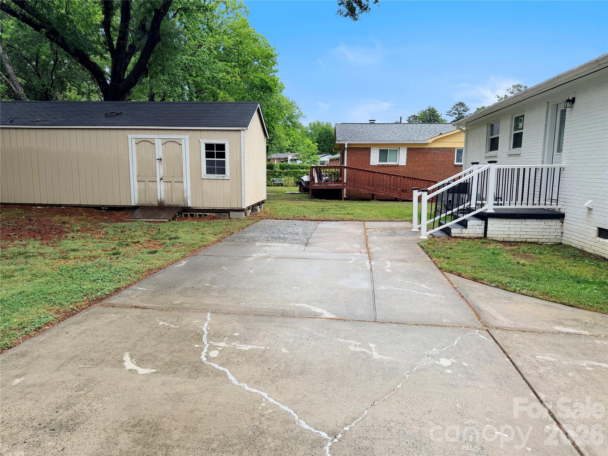 9209 Edgevale Drive, Charlotte, NC - photo 30 of 34