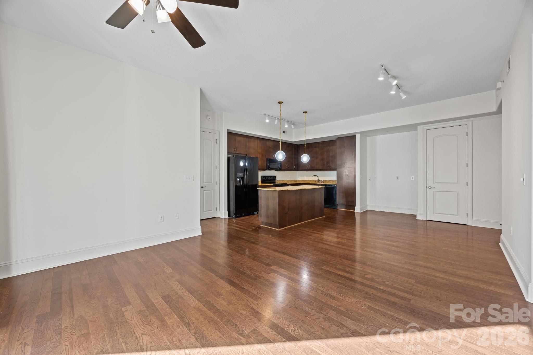 Photo 3 of 4620 Piedmont Row Drive609, Charlotte, NC