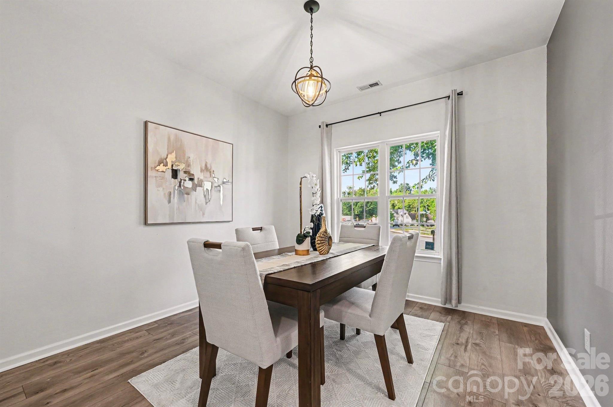 Photo 5 of 9902 Highlands Crossing Drive, Charlotte, NC