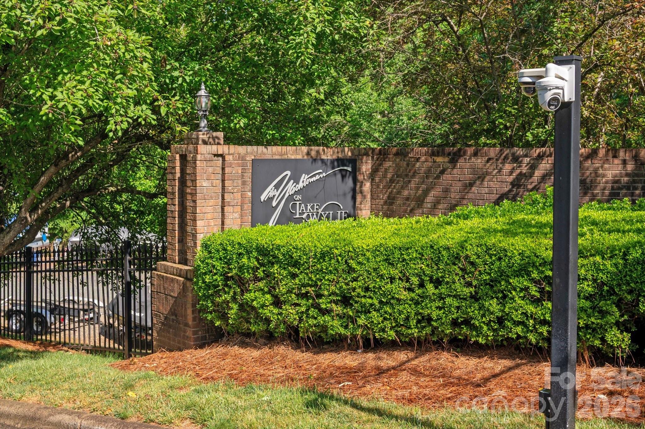 Photo 29 of 14527 Waterside Drive, Charlotte, NC