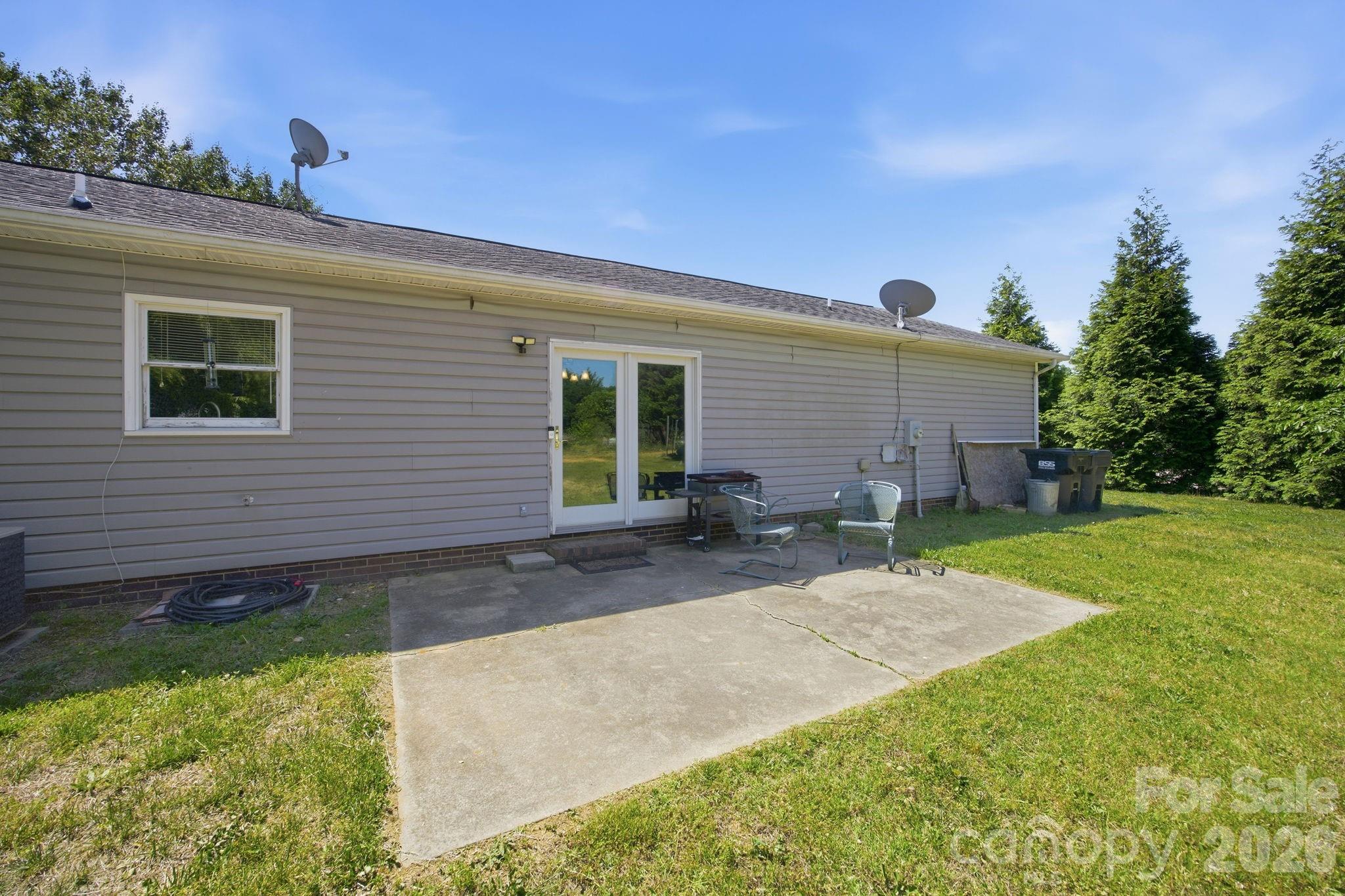 129 Salem Meadow Drive, Statesville, NC - photo 26 of 41