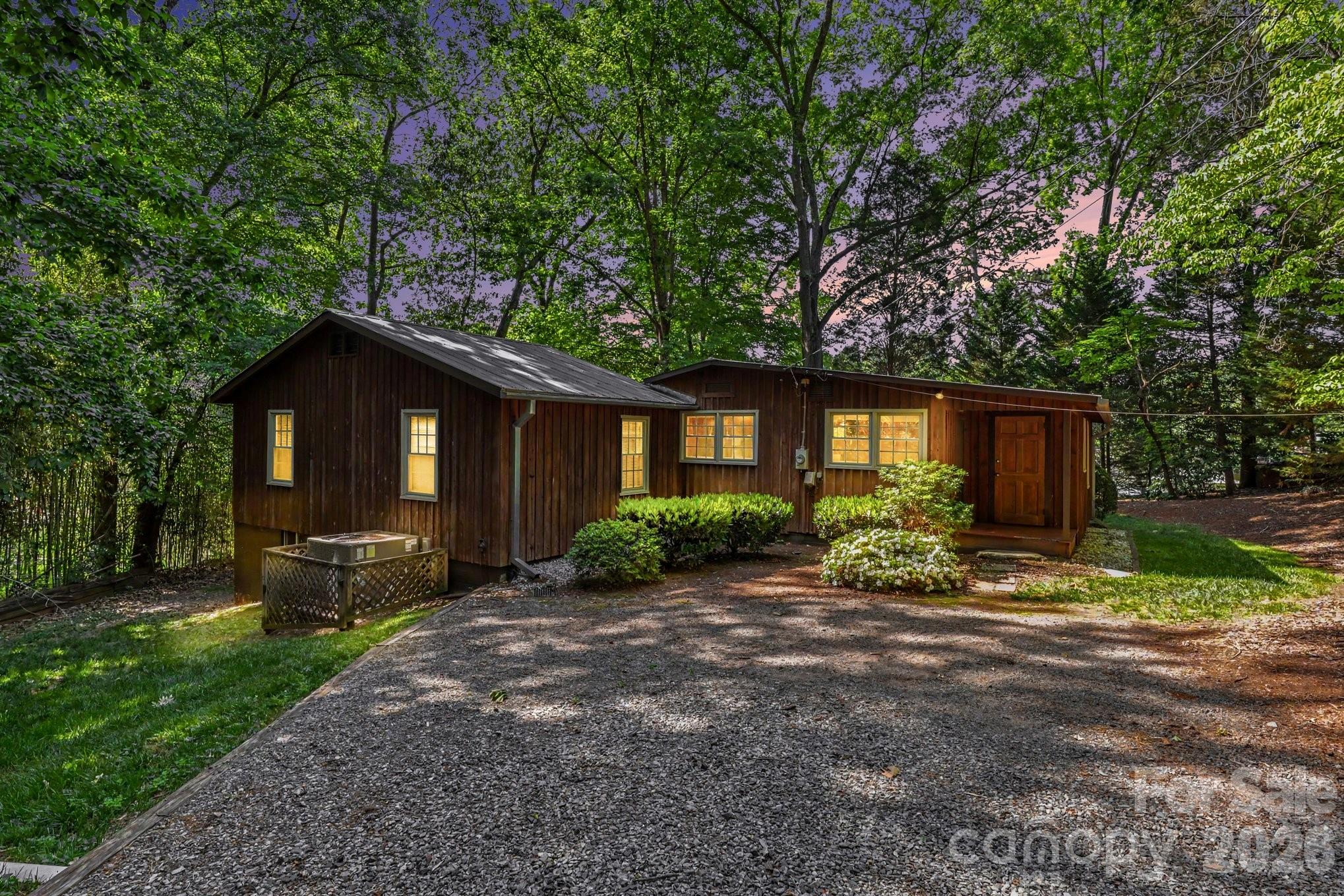 1589 Warf Road, Lexington, NC - photo 1 of 36