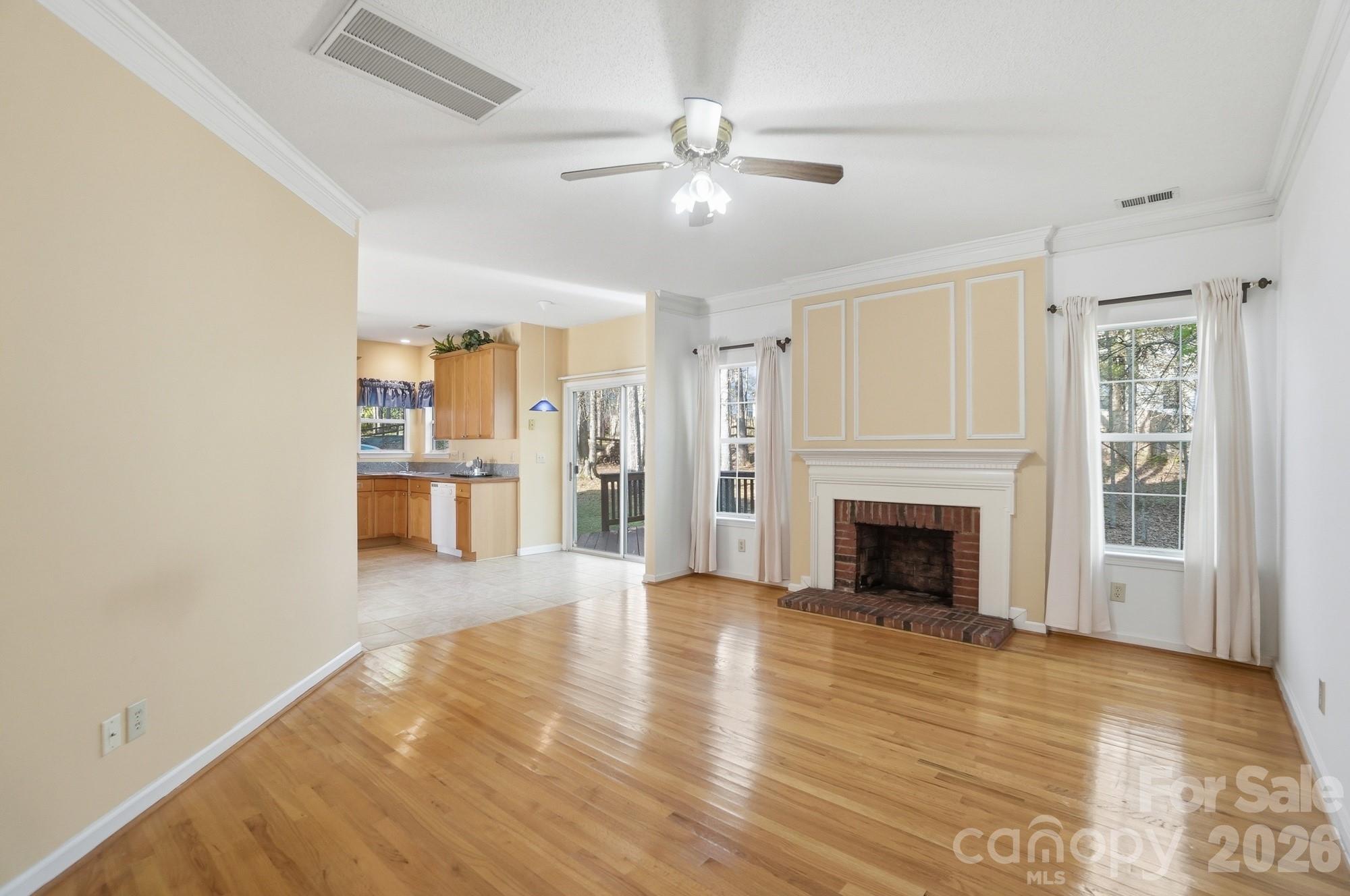 Photo 4 of 8721 Woodcock Lane, Charlotte, NC