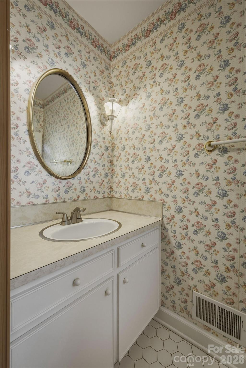 102 Woodland Drive, Morganton, NC - photo 22 of 46