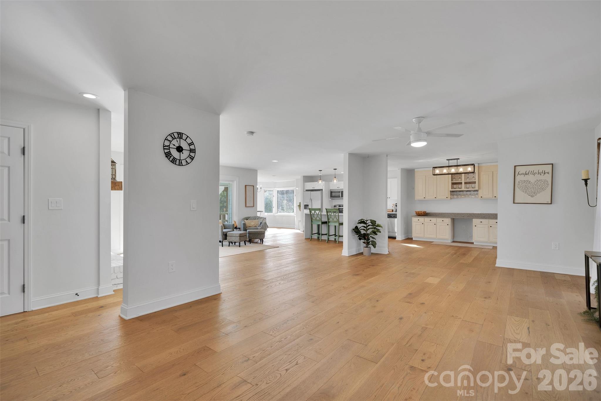 Photo 11 of 301 Hillandale Drive, Charlotte, NC