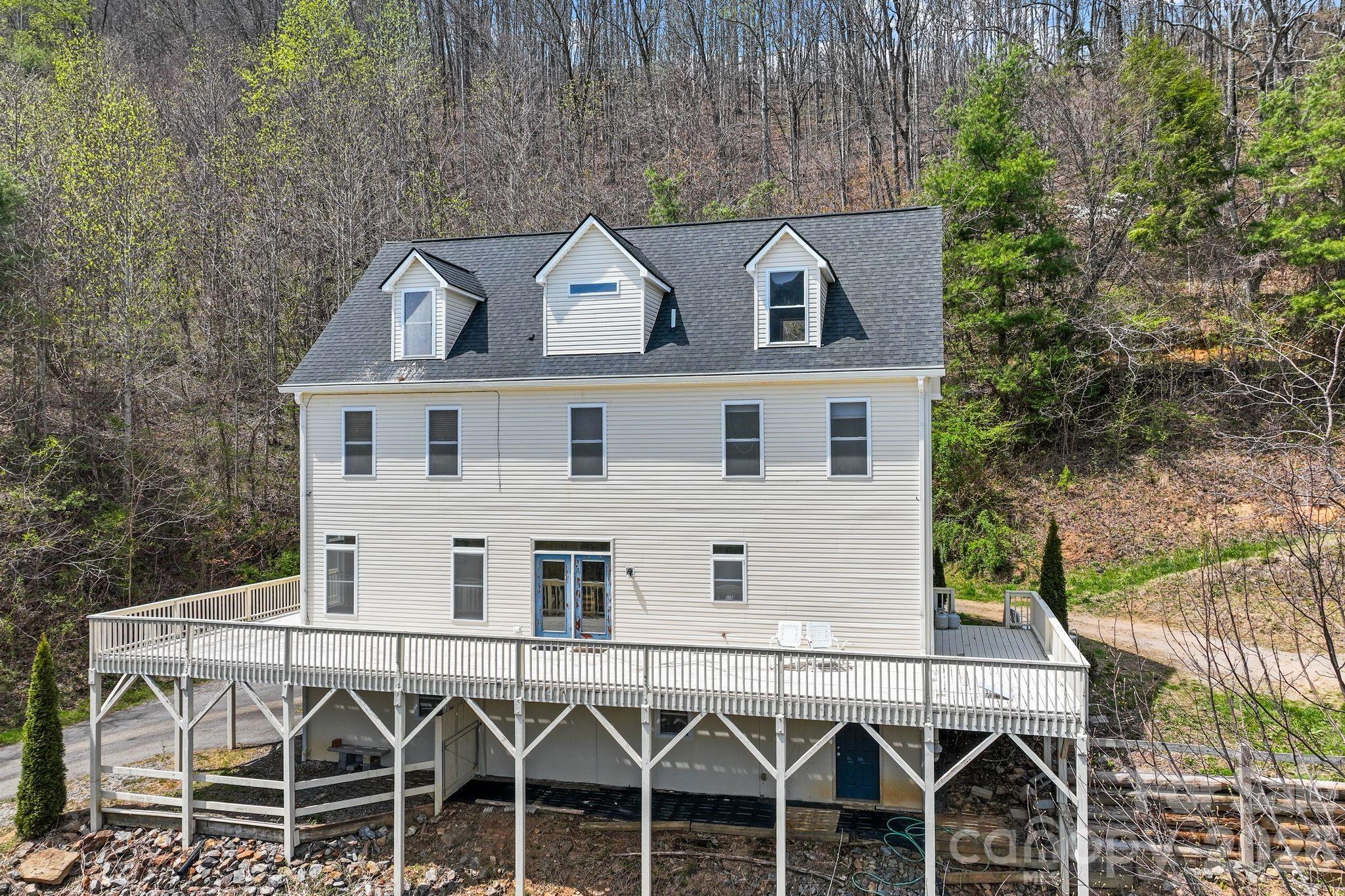 267 Eagles Trace, Canton, NC - photo 5 of 49