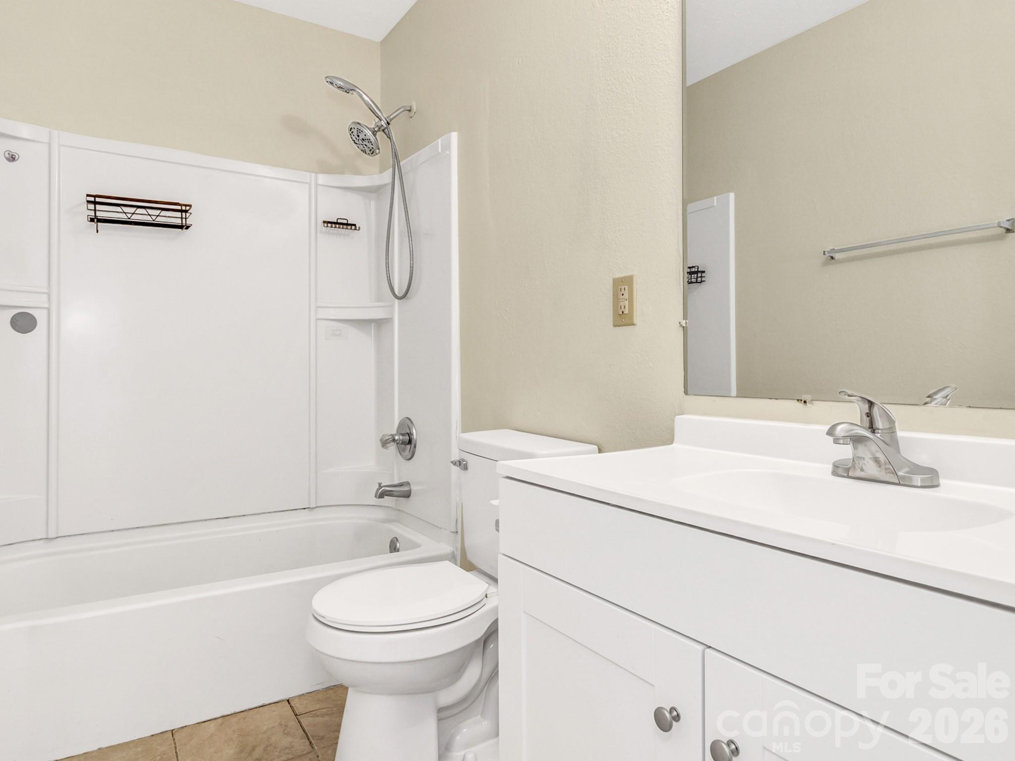 114 Elden Street, Hendersonville, NC - photo 12 of 28