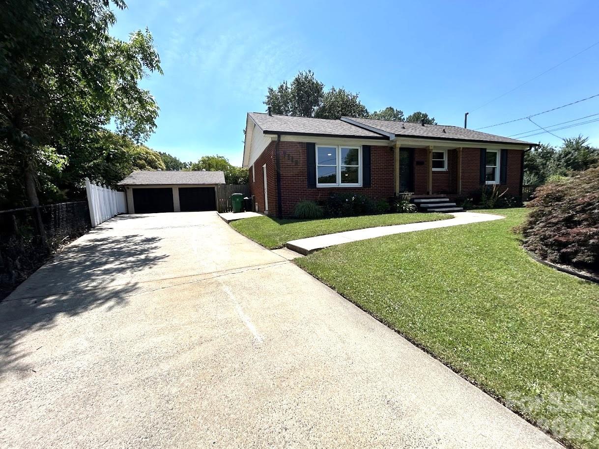 Photo 38 of 7113 Sterncrest Place, Charlotte, NC