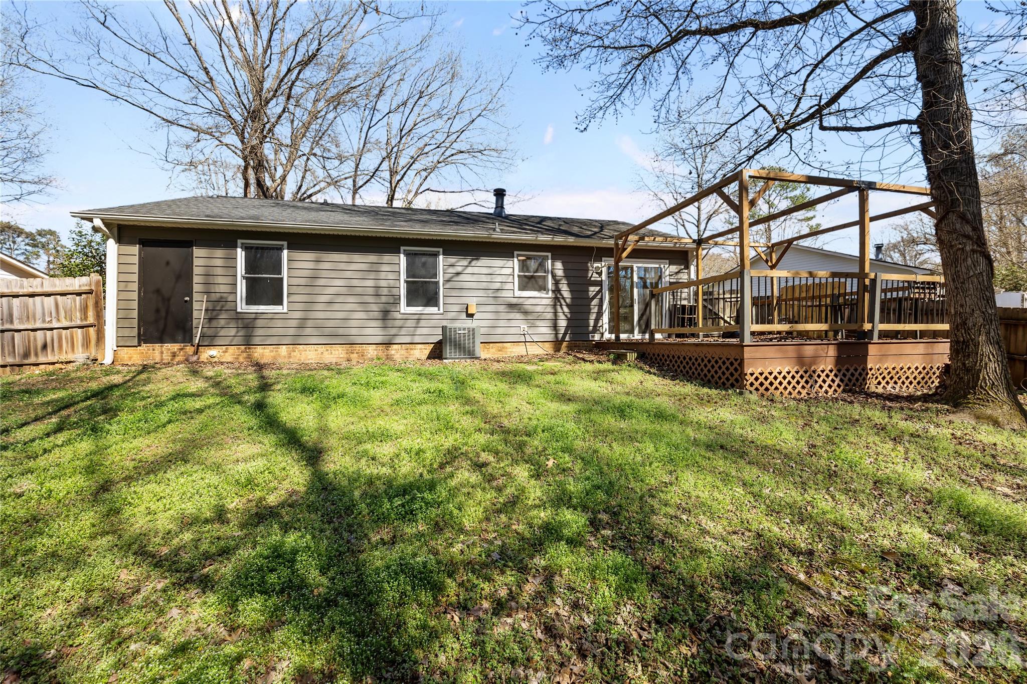 Photo 25 of 2019 Teddington Drive, Charlotte, NC