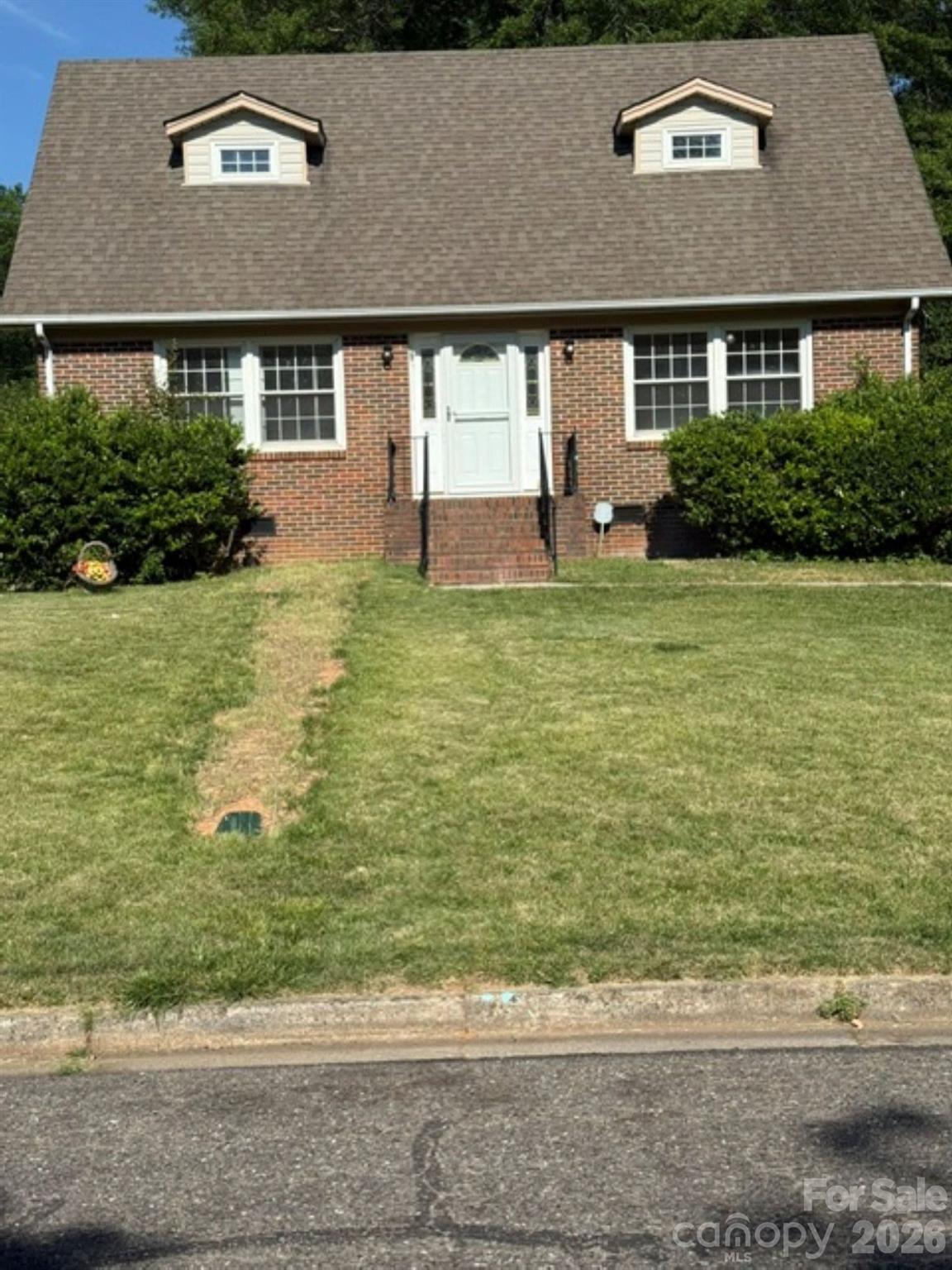 917 Canterbury Court, Gastonia, NC - photo 1 of 19