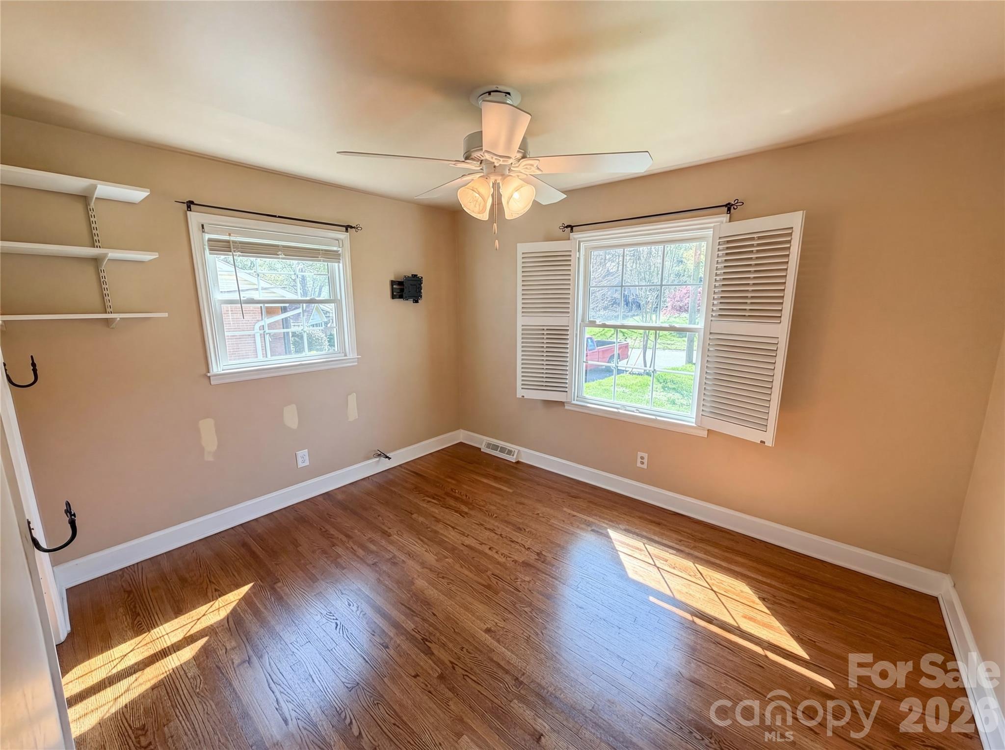 6621 Starcrest Drive, Charlotte, NC - photo 12 of 24