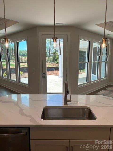 Photo 6 of 3048 Five Creek Road, Charlotte, NC