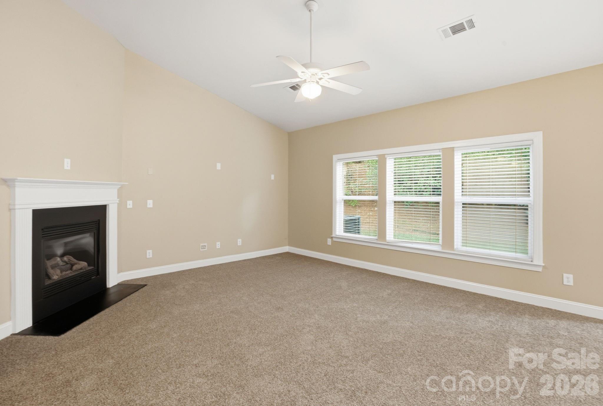 9527 Seamill Road, Charlotte, NC - photo 5 of 45