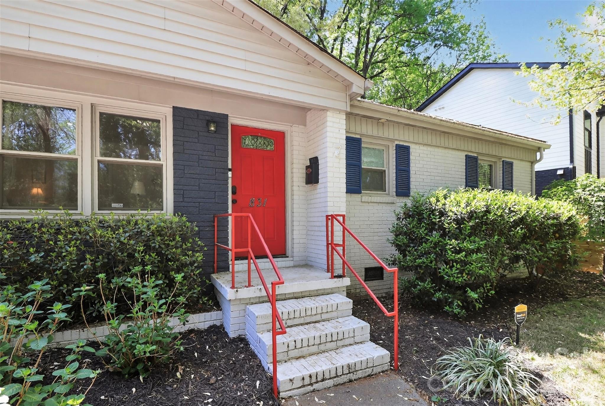 Photo 2 of 831 Spruce Street, Charlotte, NC