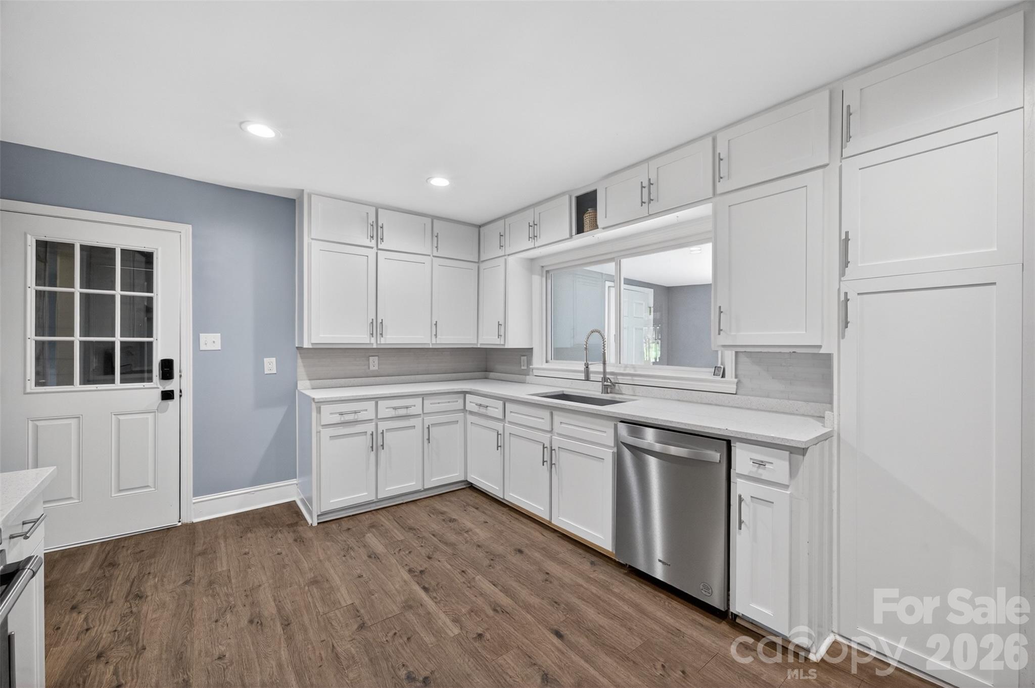 Photo 4 of 2432 Oakwood Circle, Rock Hill, SC
