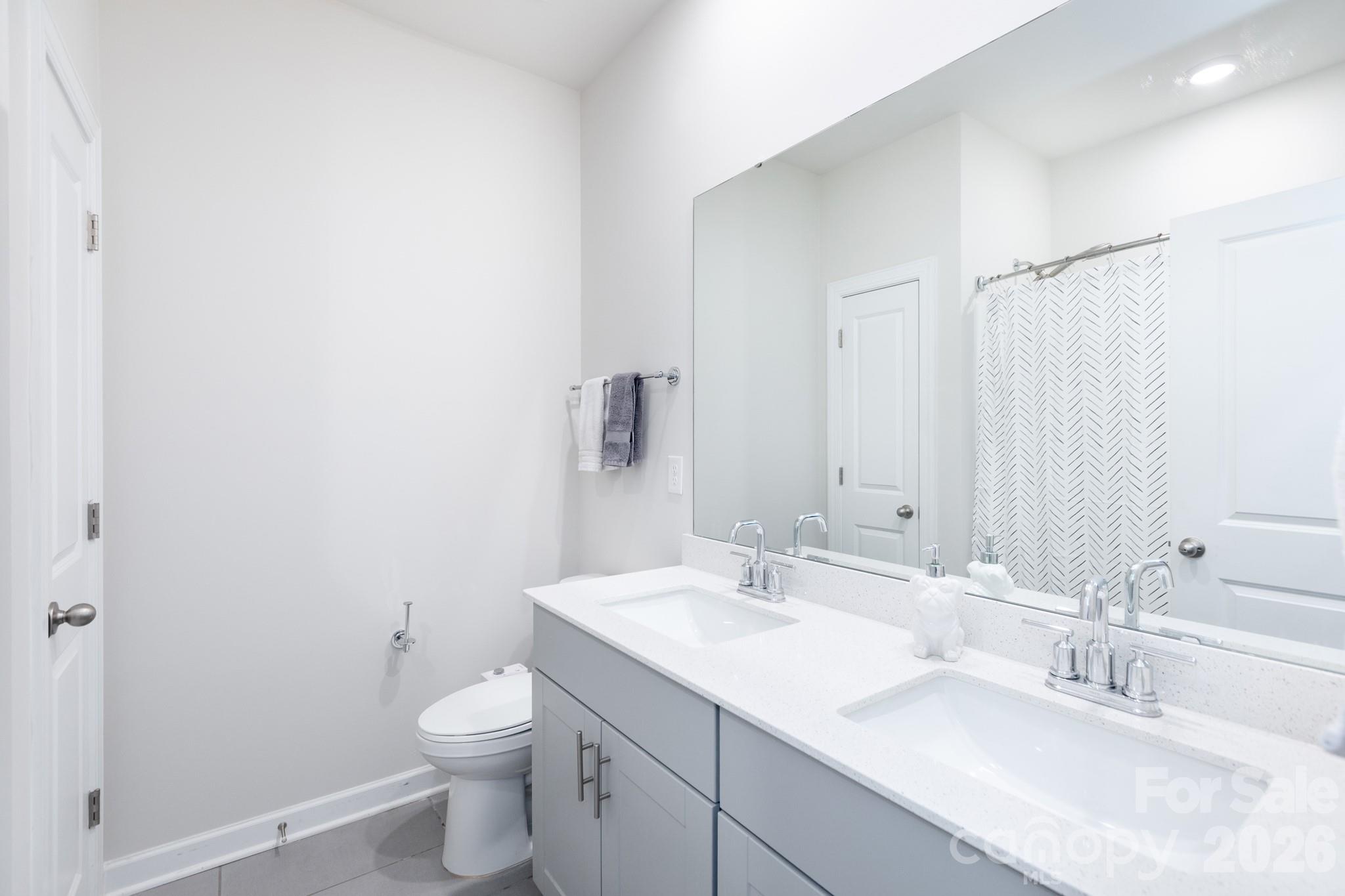 Home for sale at 11809 Red Leaf Drive, Charlotte, NC — photo 18 of 45