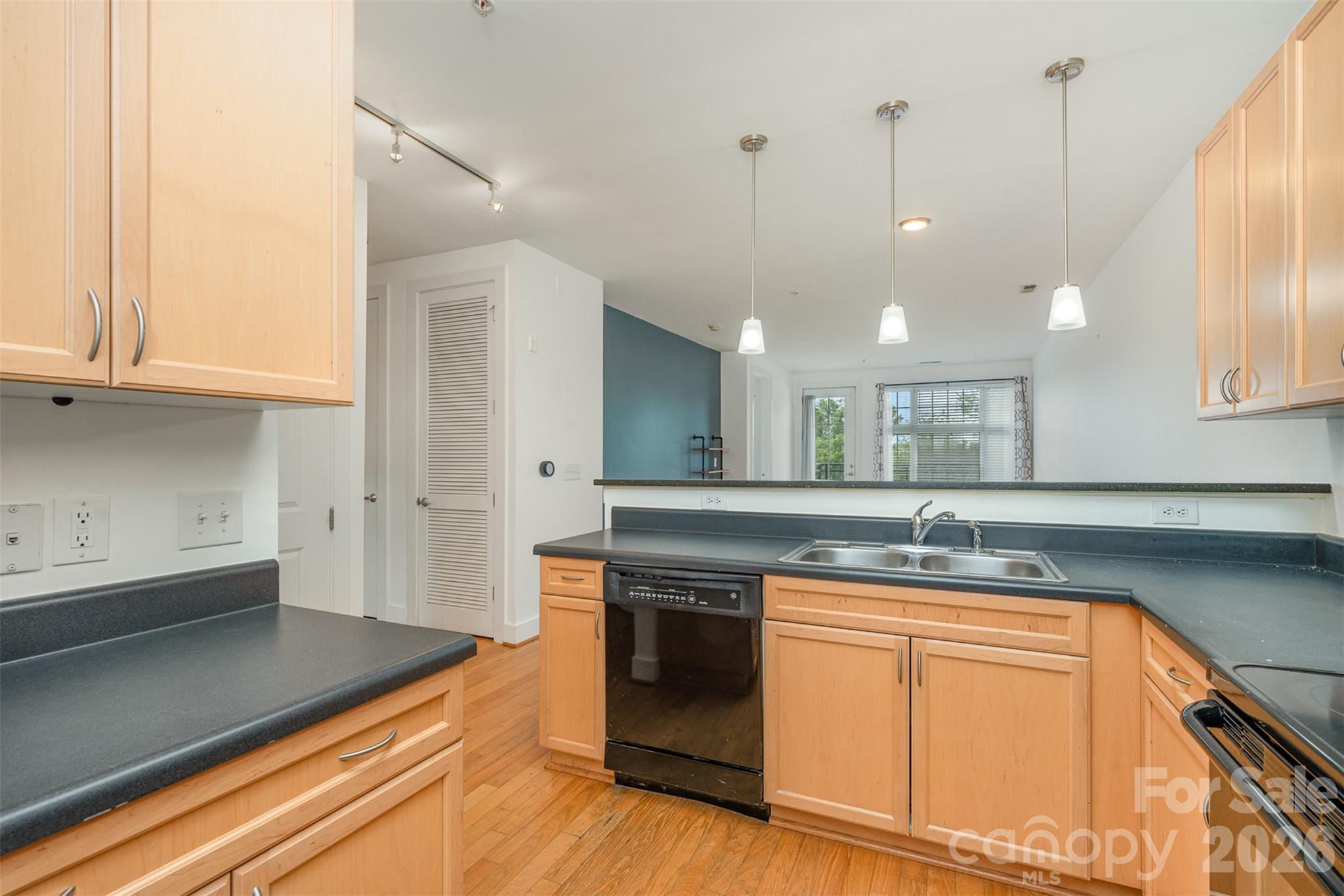 Photo 11 of 1101 W 1st Street307, Charlotte, NC