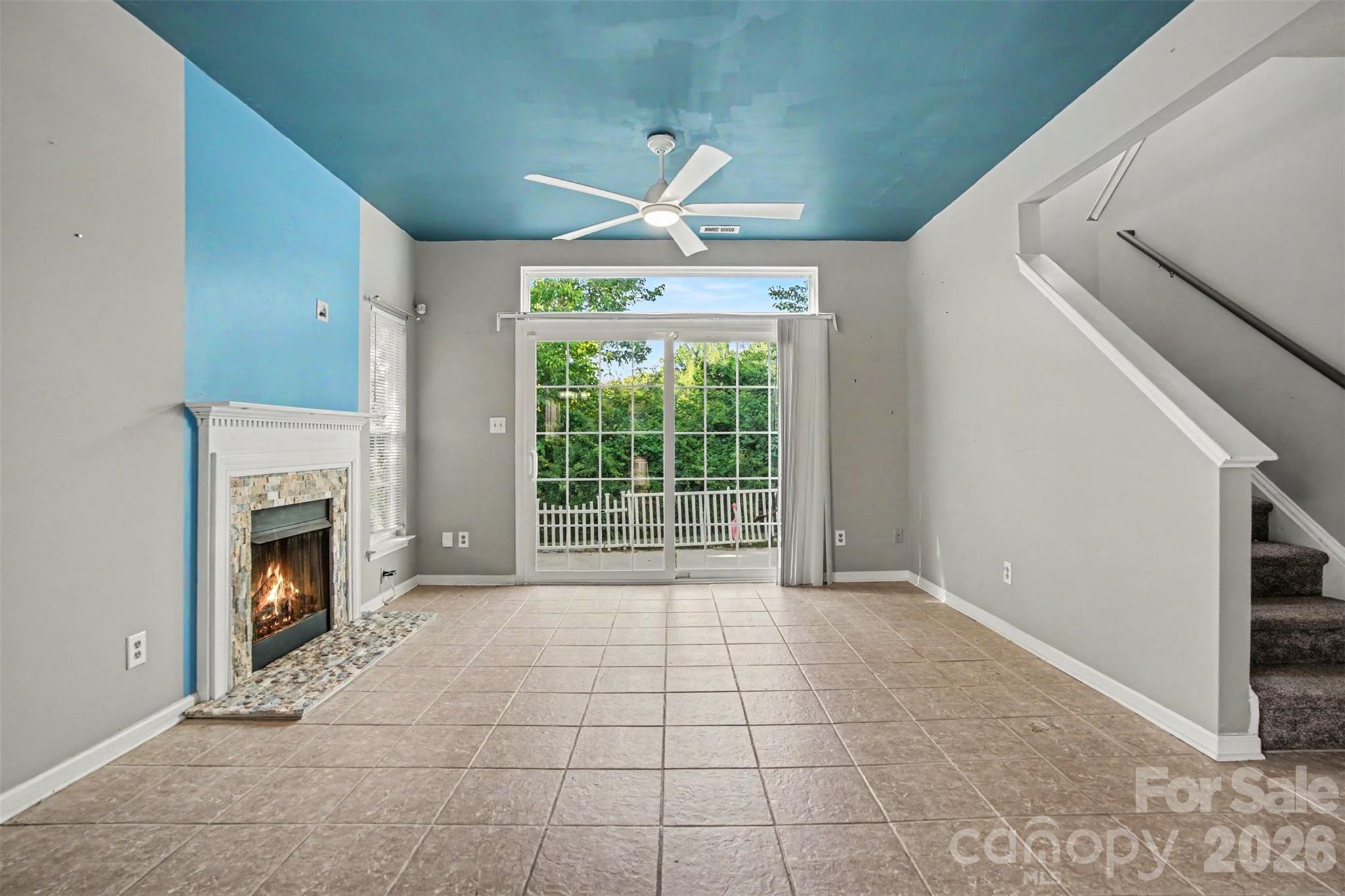 8917 Cinnabay Drive, Charlotte, NC - photo 4 of 16