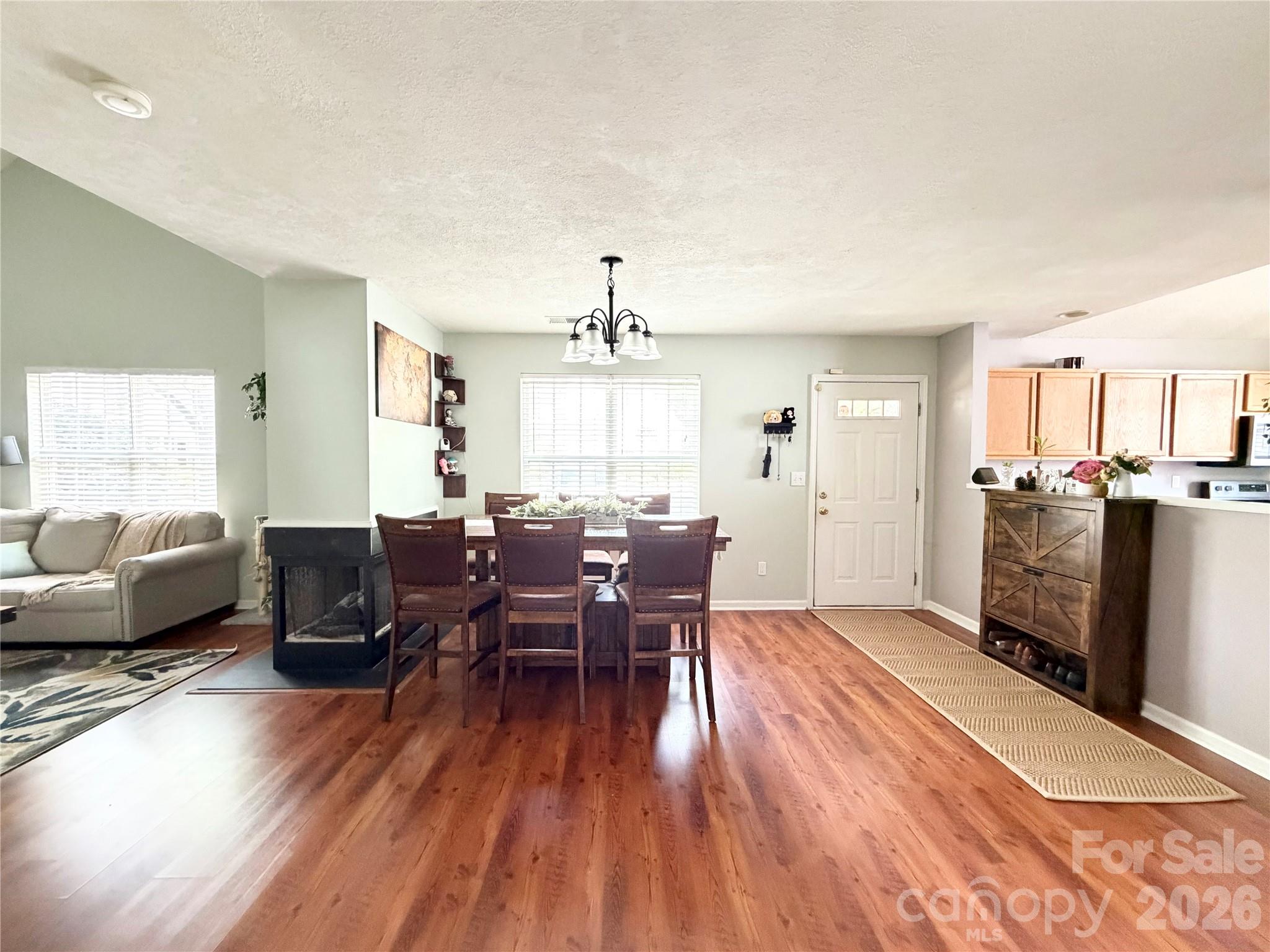 Photo 3 of 10206 University Park Lane, Charlotte, NC