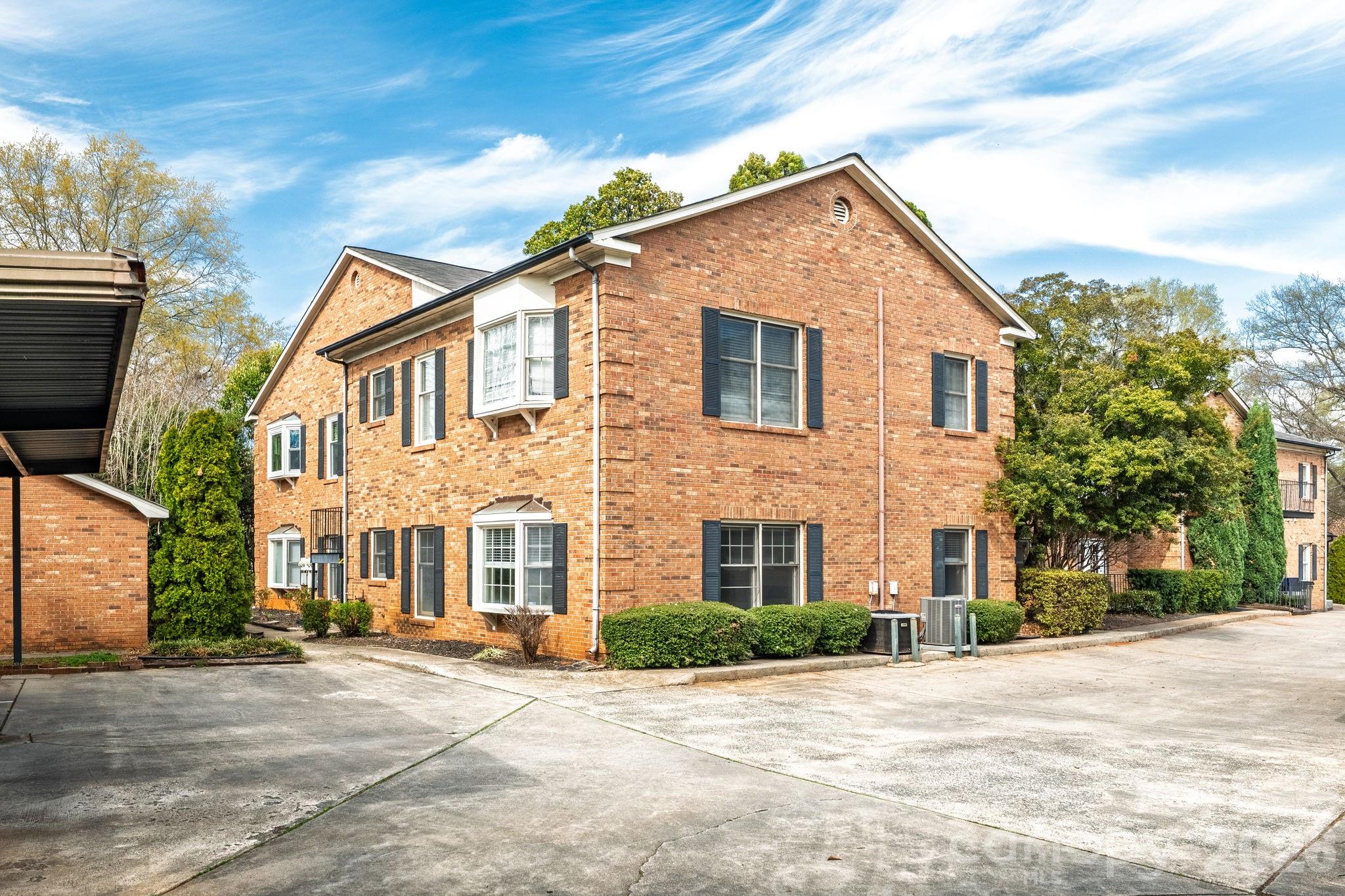 Photo 4 of 1016 Queens RoadA, Charlotte, NC
