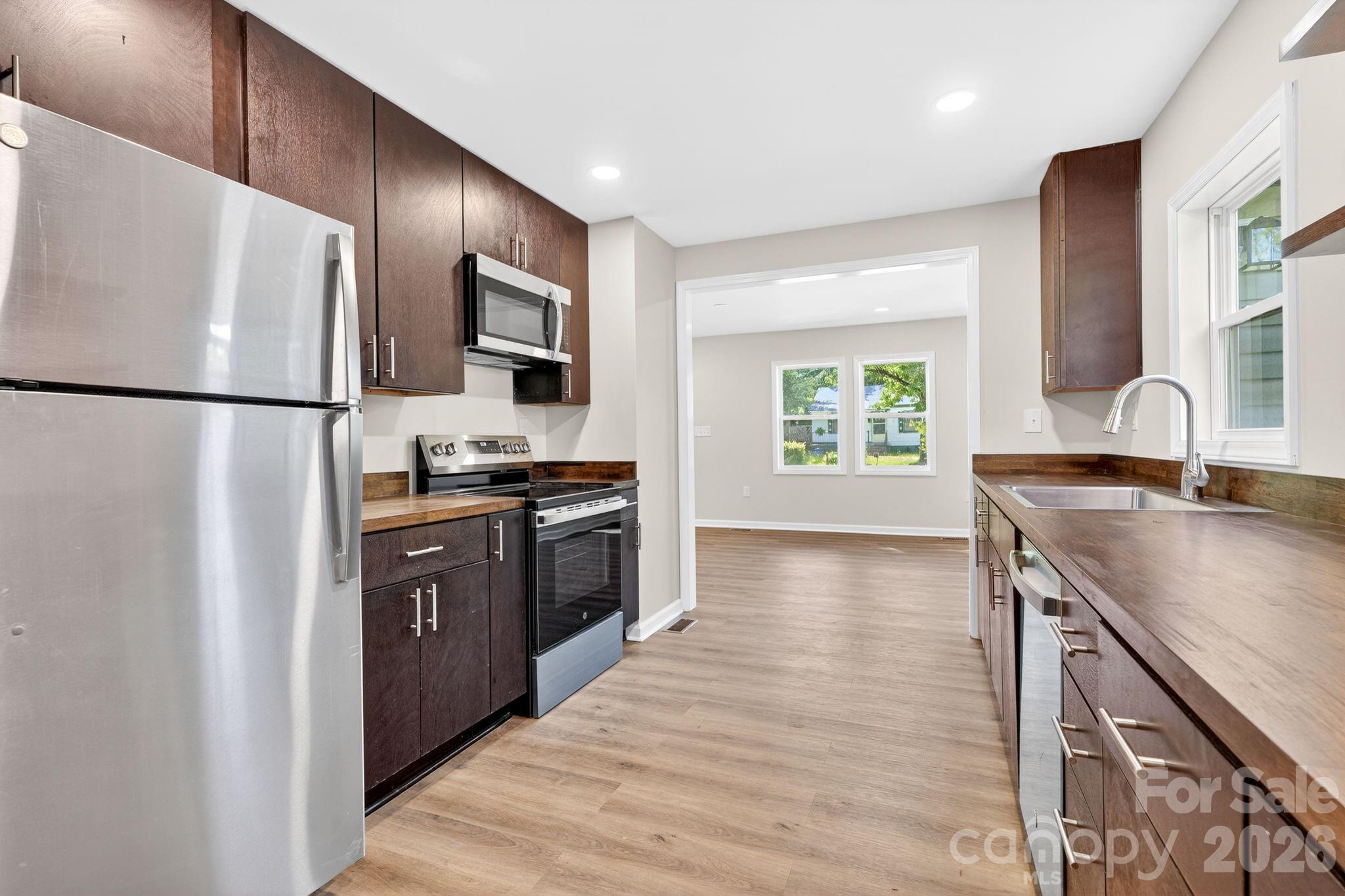 Photo 8 of 822 Arlington Avenue, Rock Hill, SC