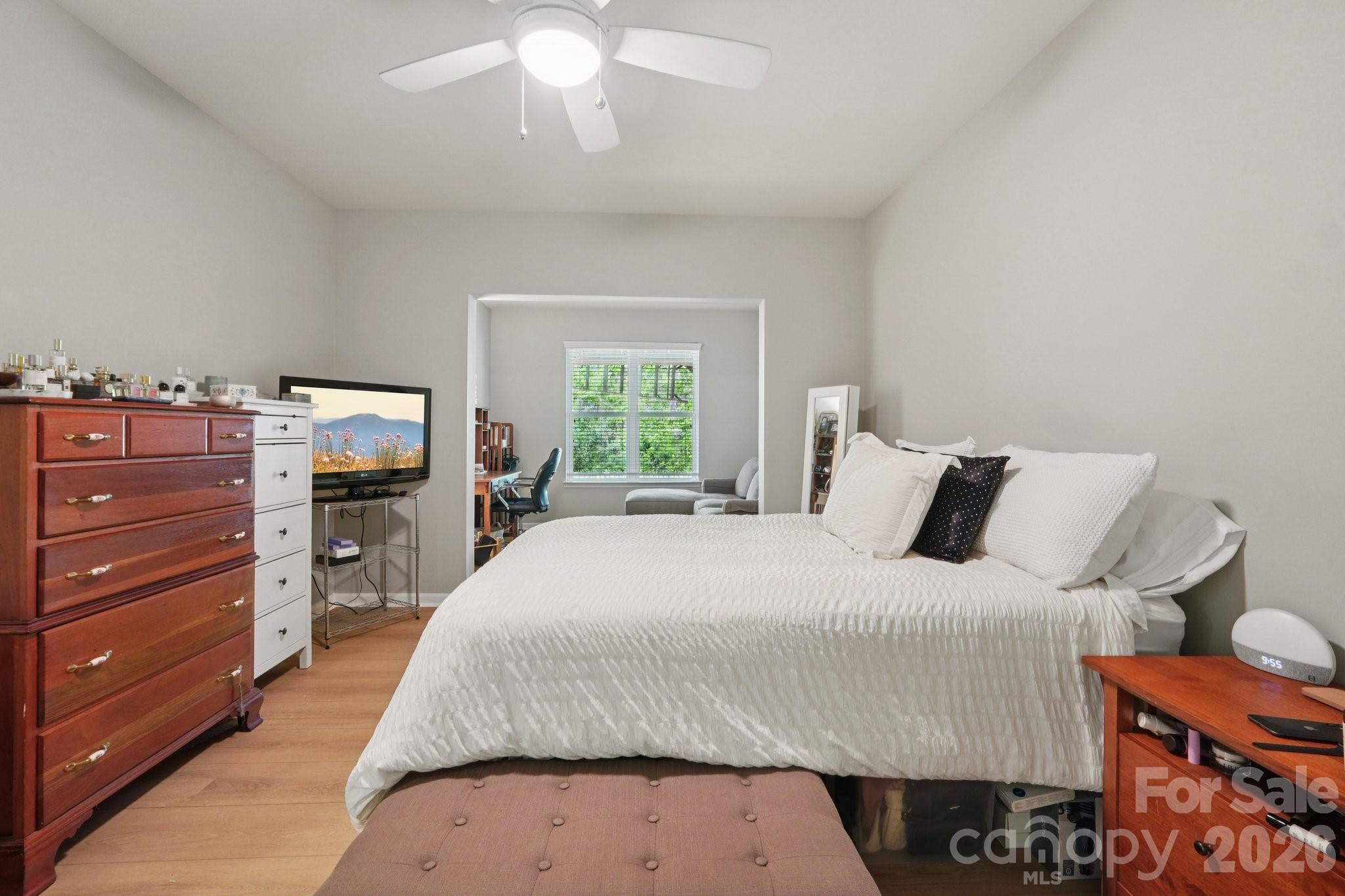 Photo 36 of 4818 Fonthill Lane, Charlotte, NC