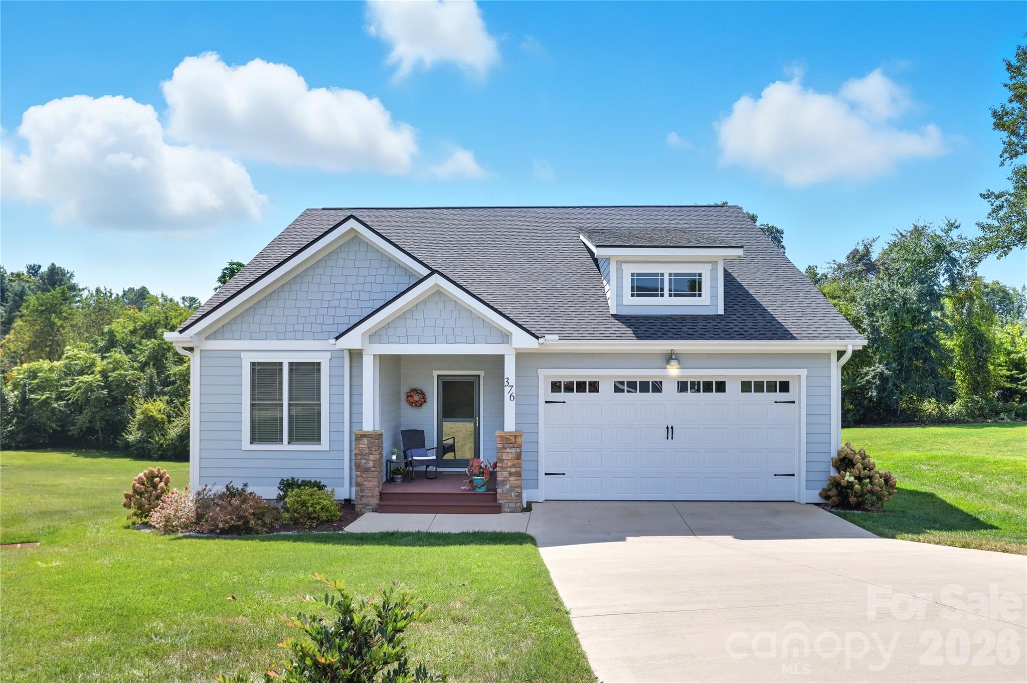 376 Windy Acres Knoll Drive, Hendersonville, NC