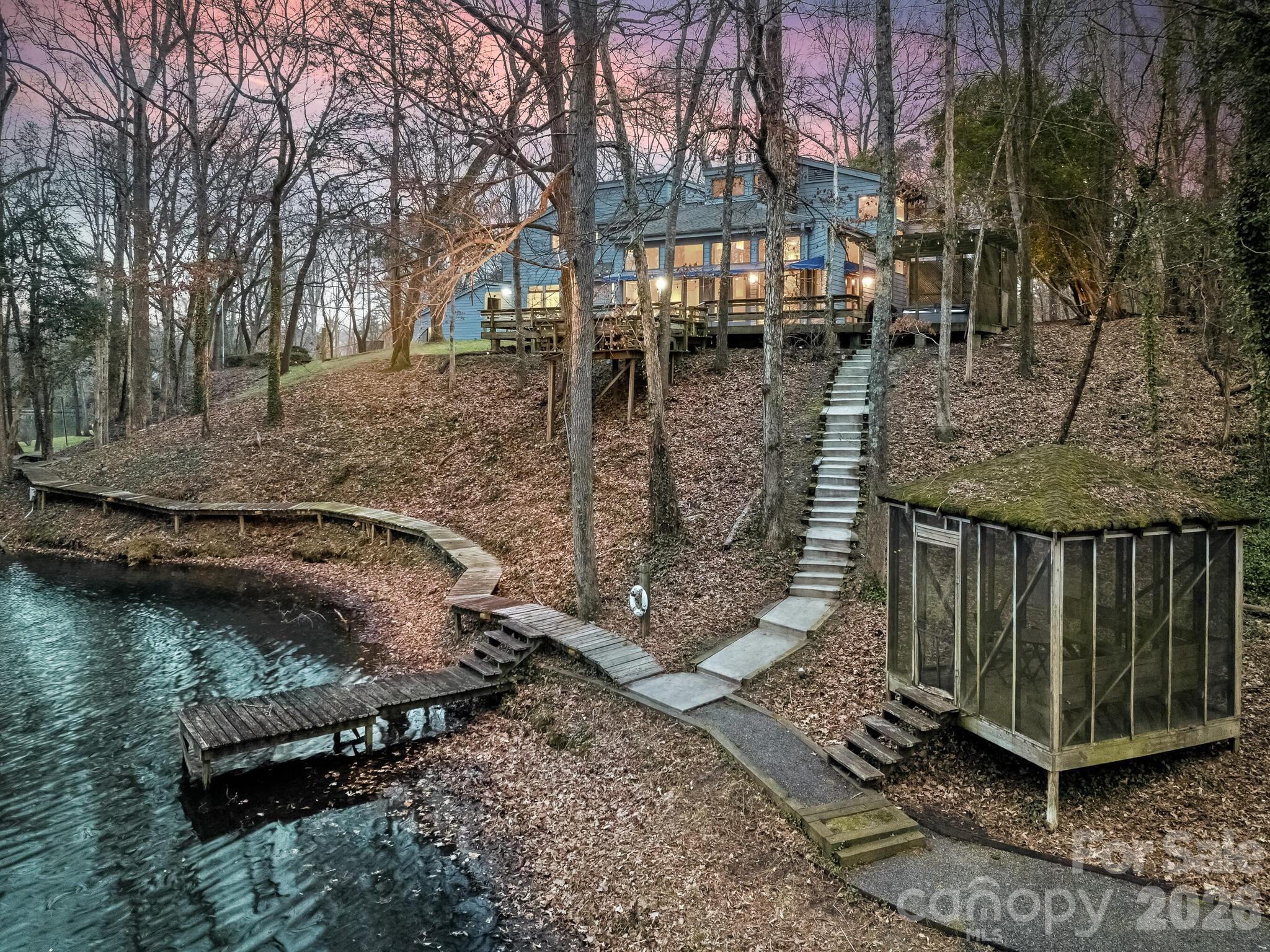 Photo 5 of 5101 Gorham Drive, Charlotte, NC