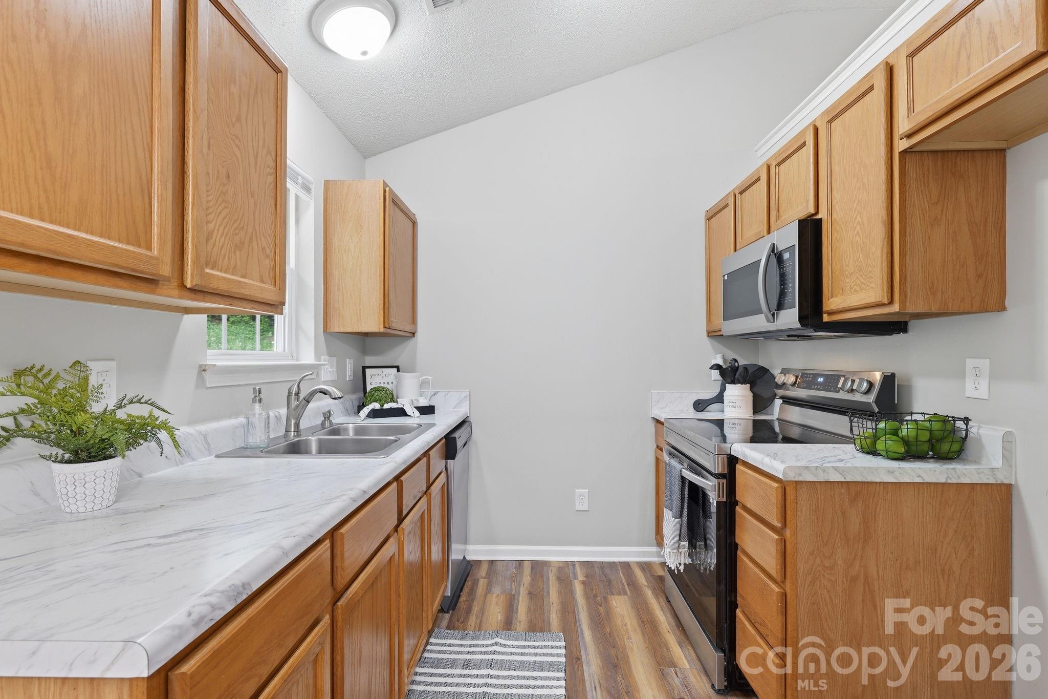 Photo 11 of 11026 Olde English Drive, Charlotte, NC