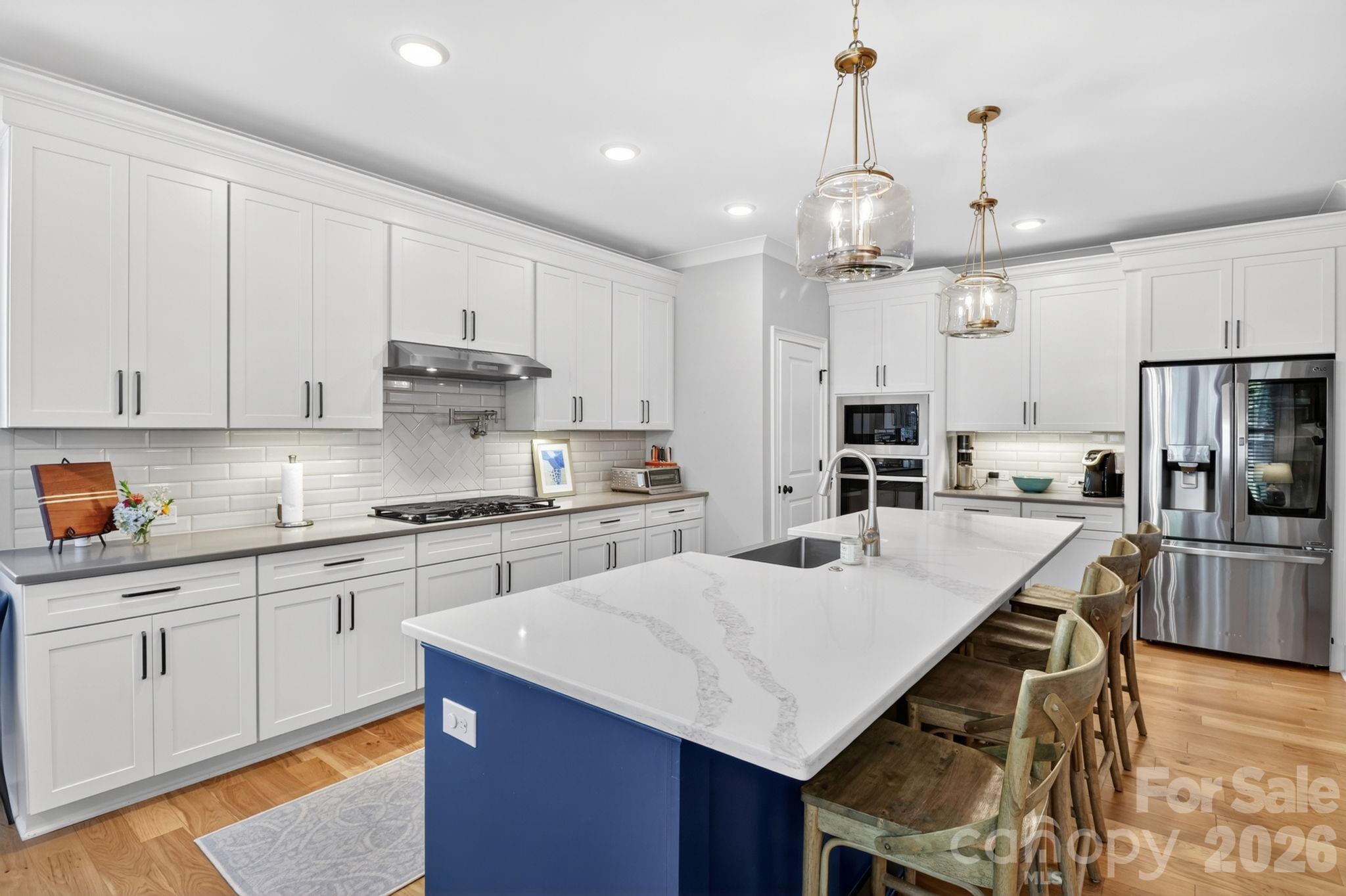Photo 7 of 7005 Providence Lane W, Charlotte, NC