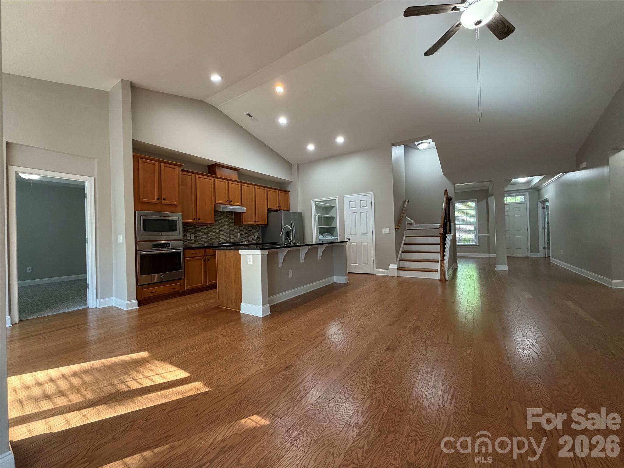 Photo 8 of 10313 Woodview Circle, Charlotte, NC