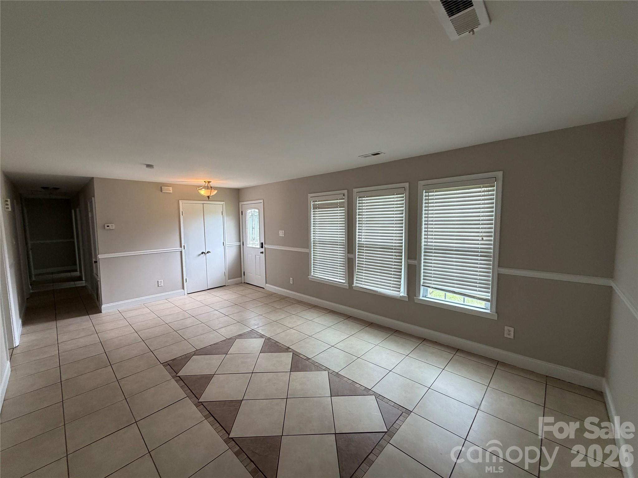 Photo 7 of 7101 Riding Trail Road, Charlotte, NC