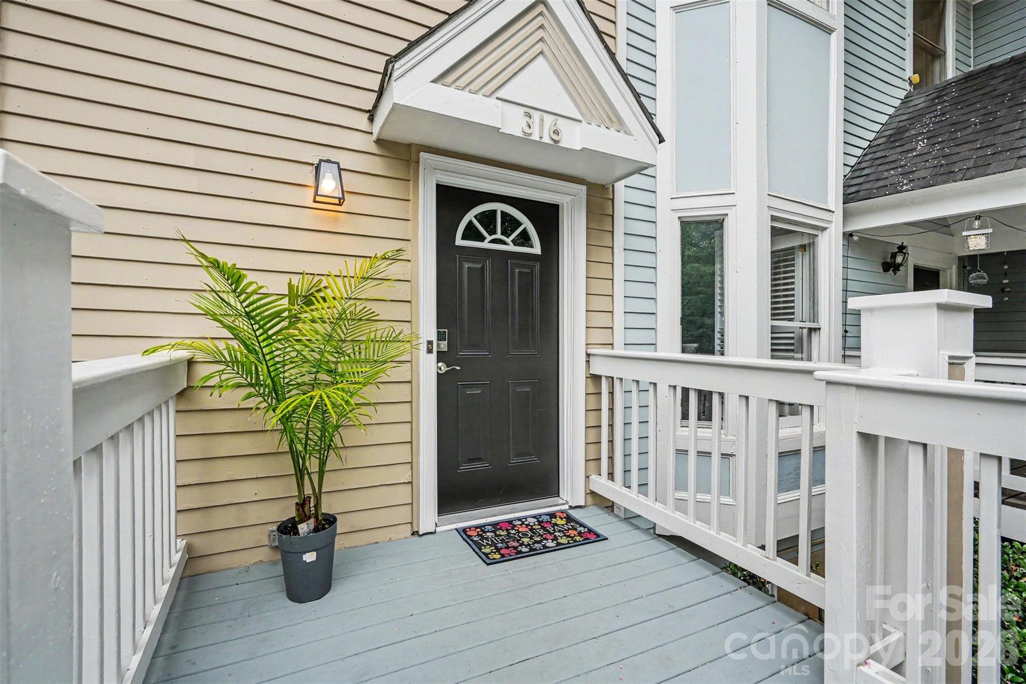 Photo 2 of 316 W 10th Street, Charlotte, NC