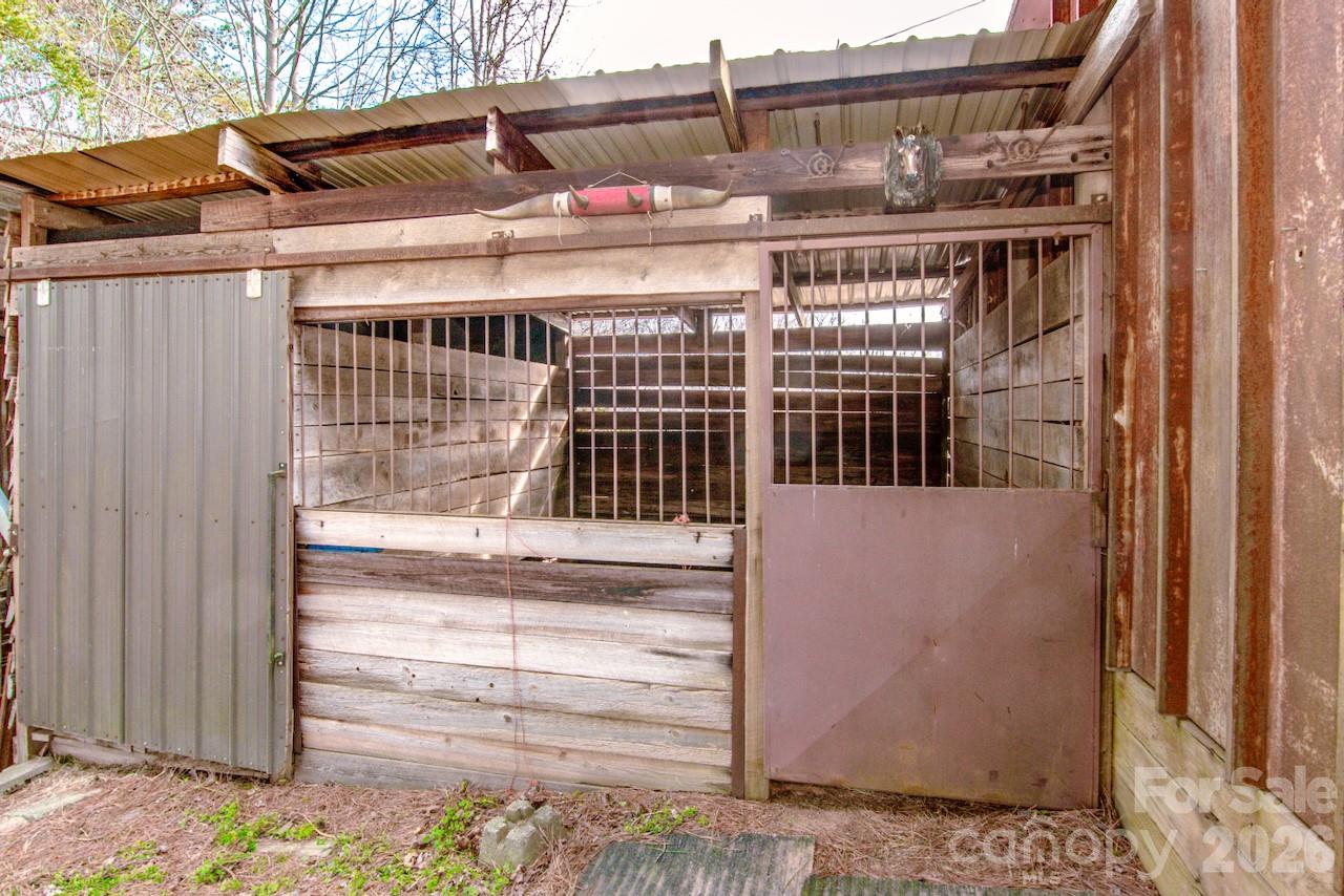 508 Liles Lane, Hiddenite, NC - photo 21 of 46
