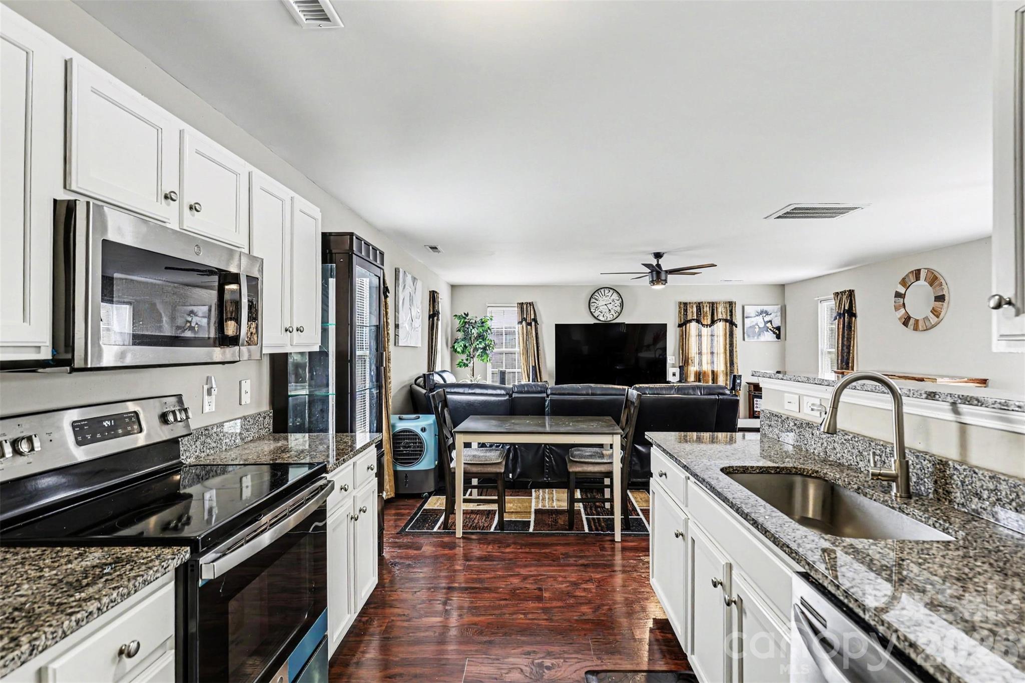 306 Cayman Way, Charlotte, NC - photo 15 of 33