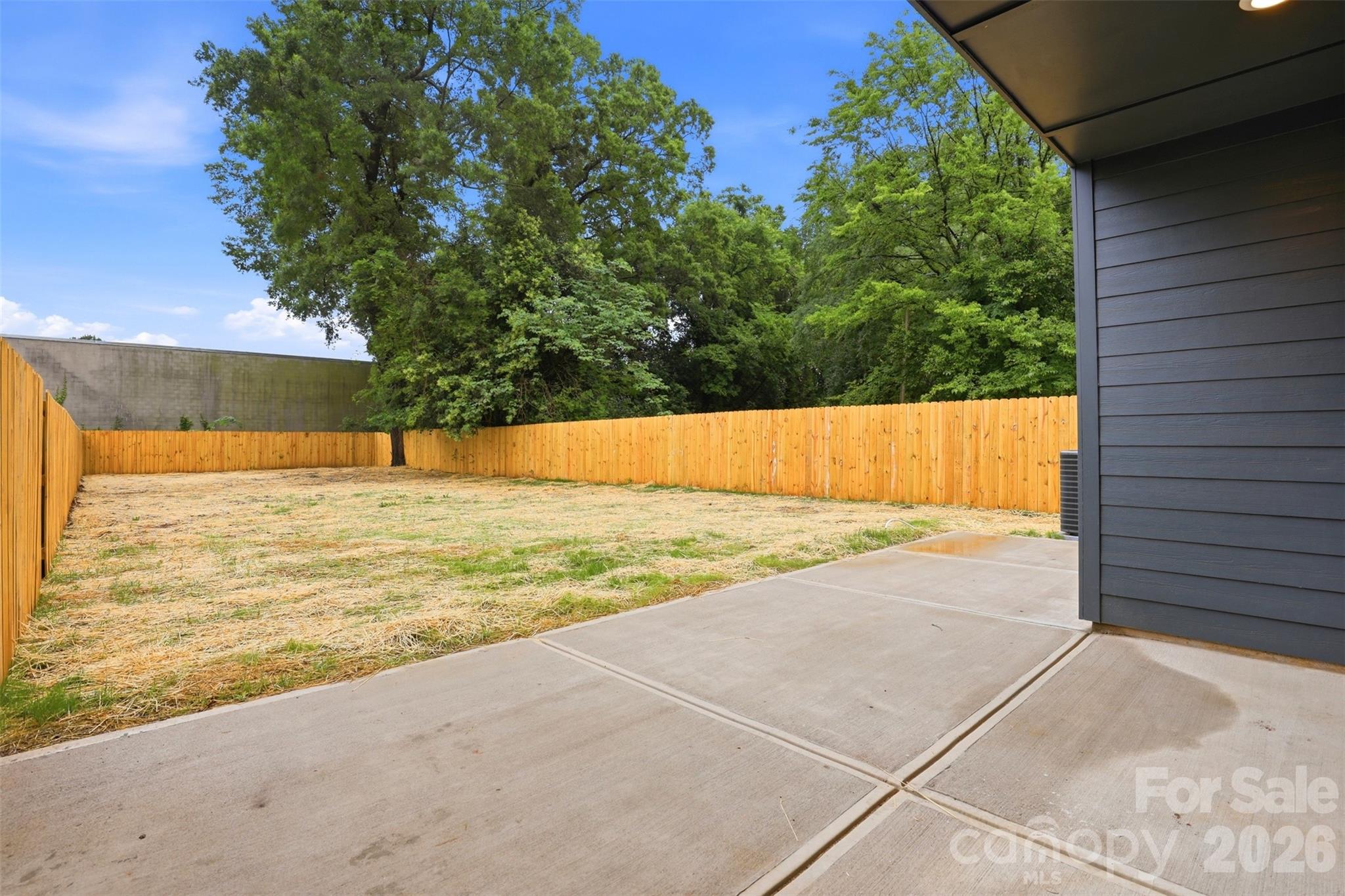 Photo 41 of 2818 Dogwood Avenue, Charlotte, NC