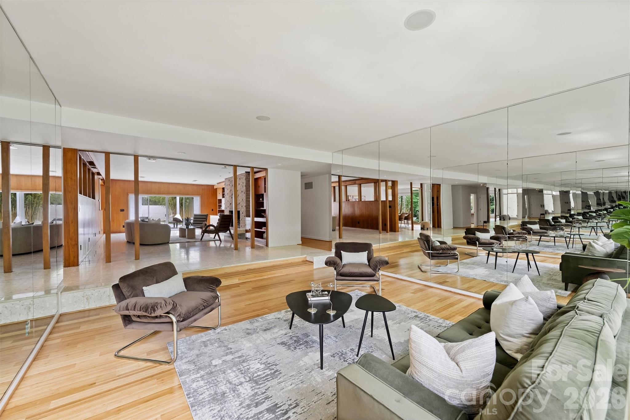 Photo 9 of 1818 Cloister Drive, Charlotte, NC