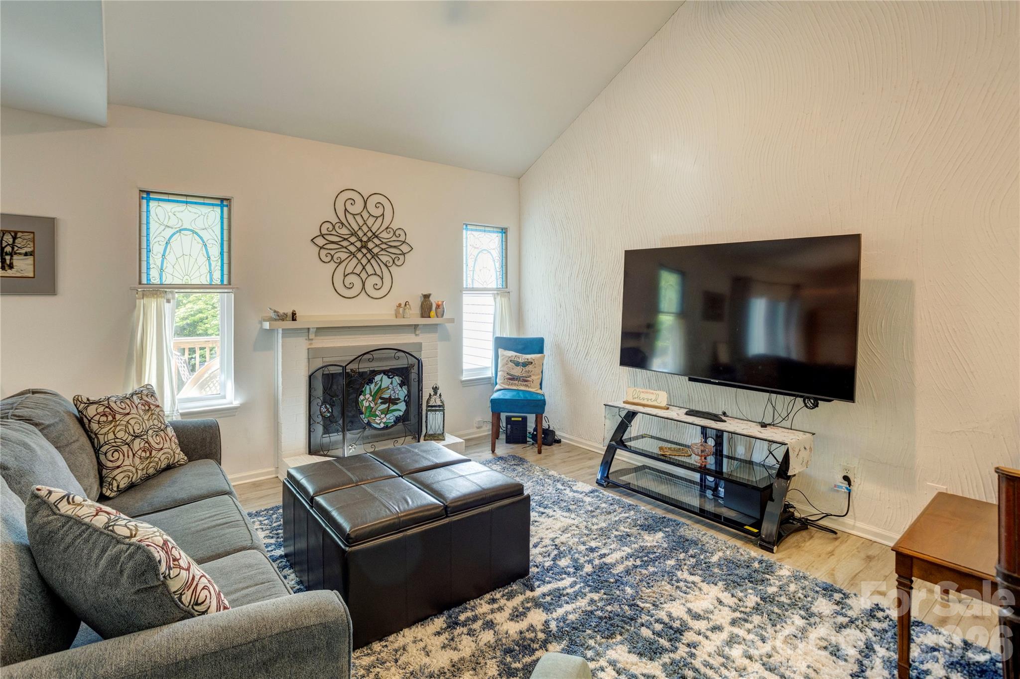 Photo 4 of 6608 Point Comfort Lane, Charlotte, NC