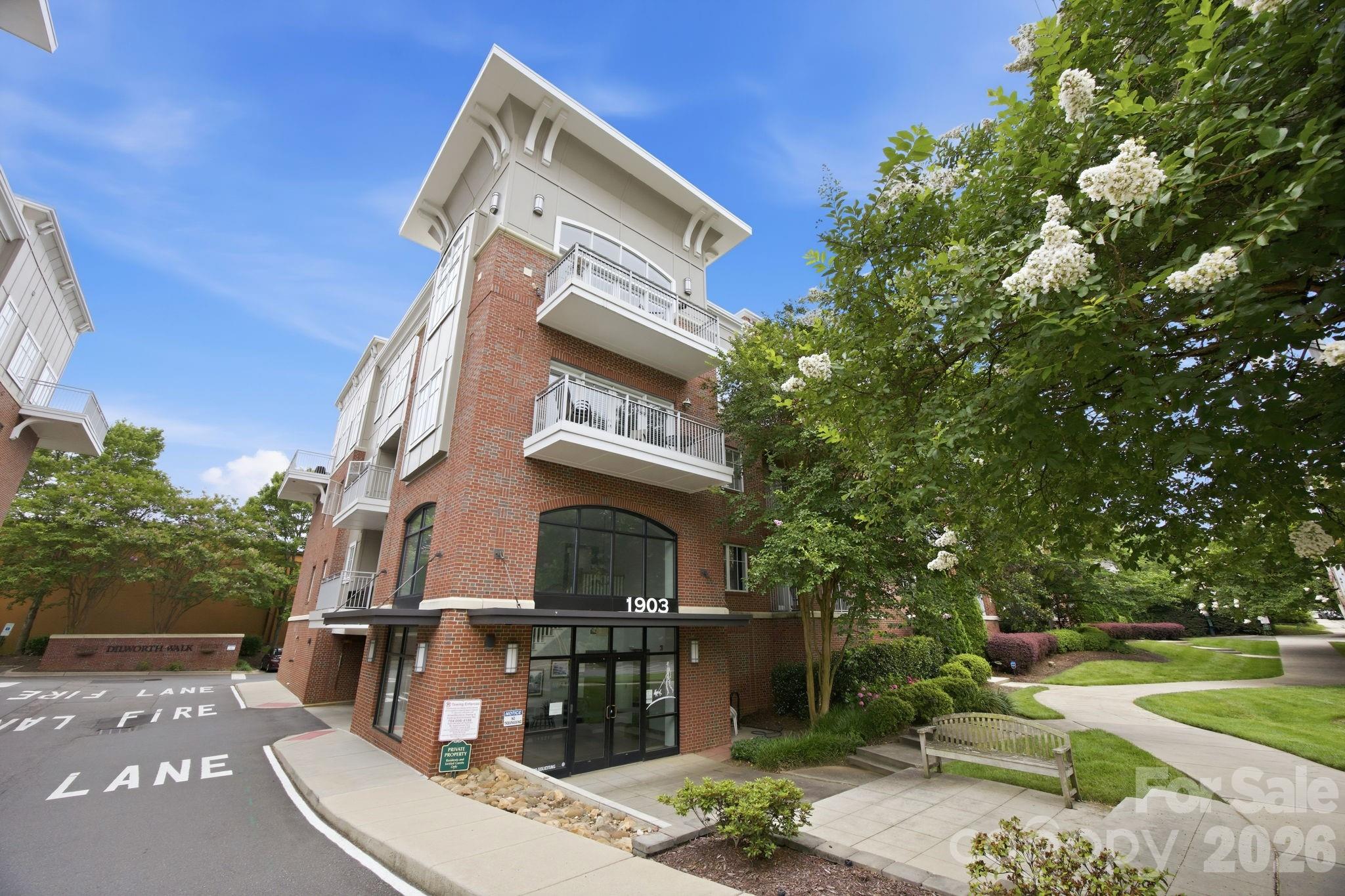 Home for sale at 1903 Kenilworth Avenue203A, Charlotte, NC — photo 1 of 30