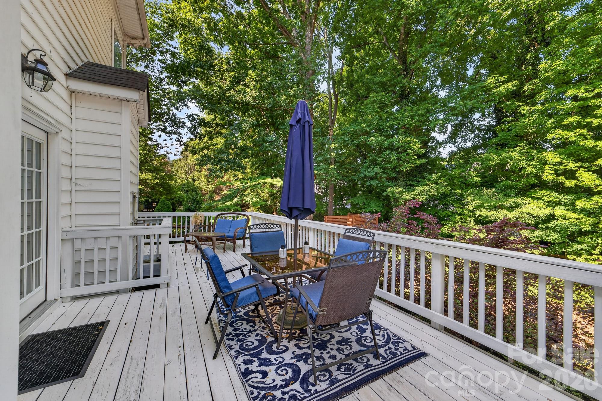 8812 Kingston Forest Drive, Charlotte, NC - photo 32 of 37