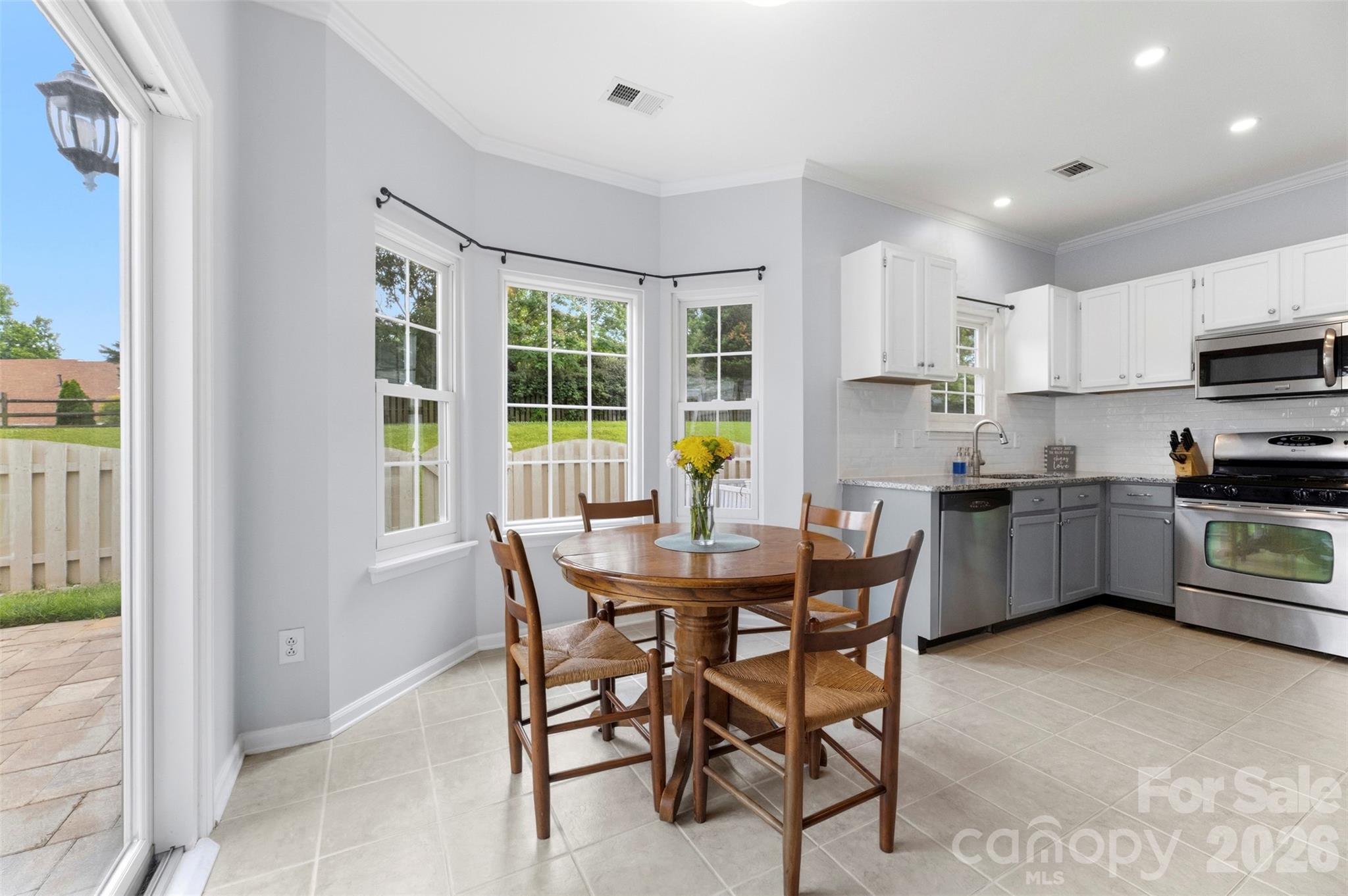 Photo 8 of 9128 Twilight Hill Court, Charlotte, NC