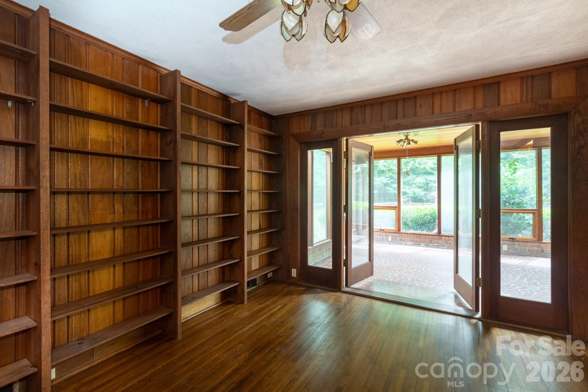 Photo 15 of 5511 Robinhood Road, Charlotte, NC