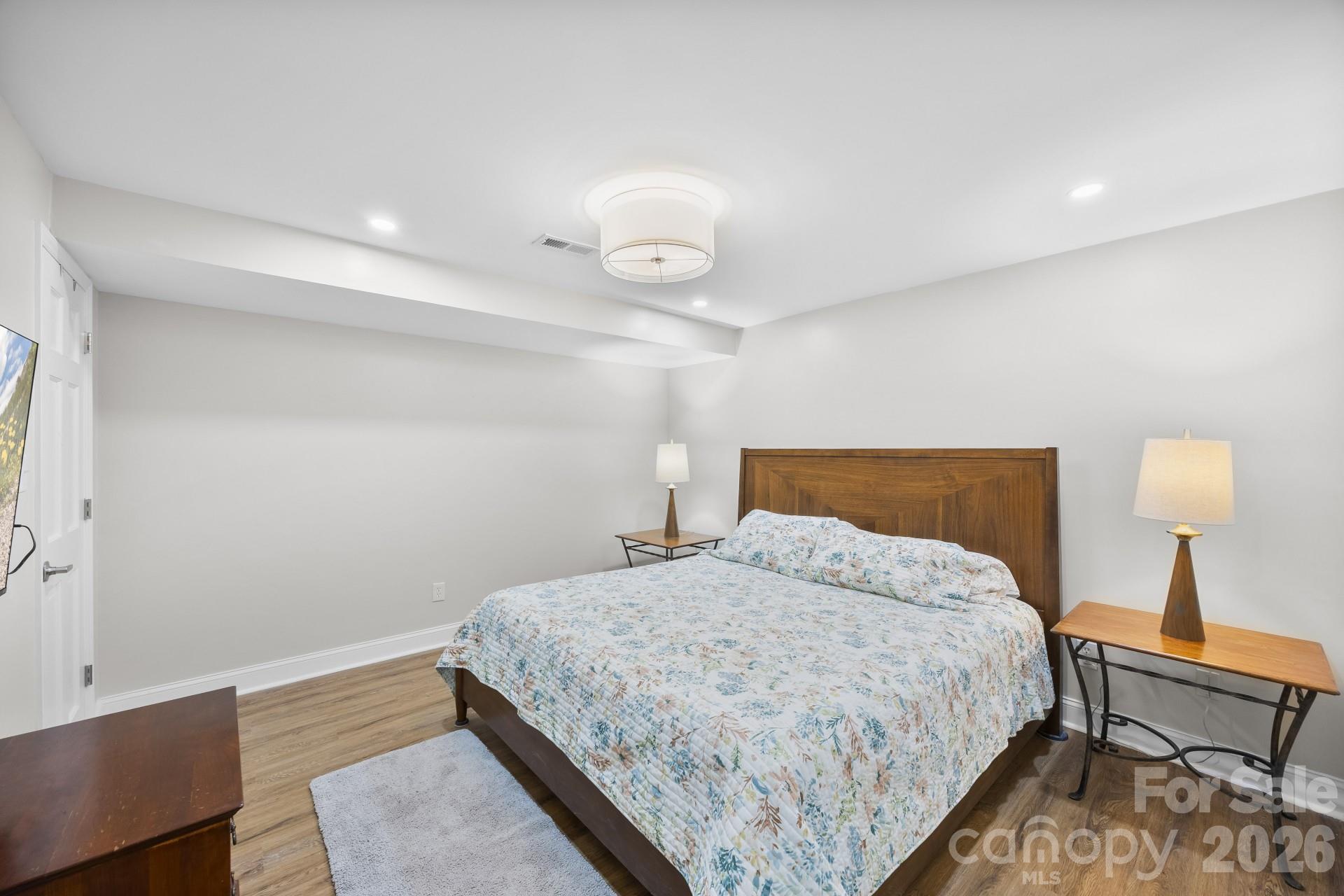 Photo 29 of 1419 Stoneyridge Drive, Charlotte, NC