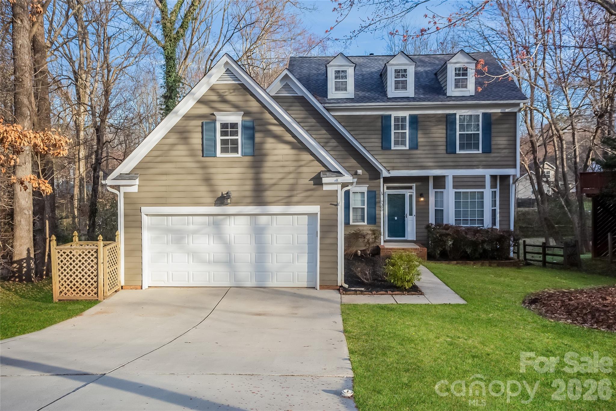 Home for sale at 7300 Reynard Lane, Charlotte, NC — photo 1 of 11