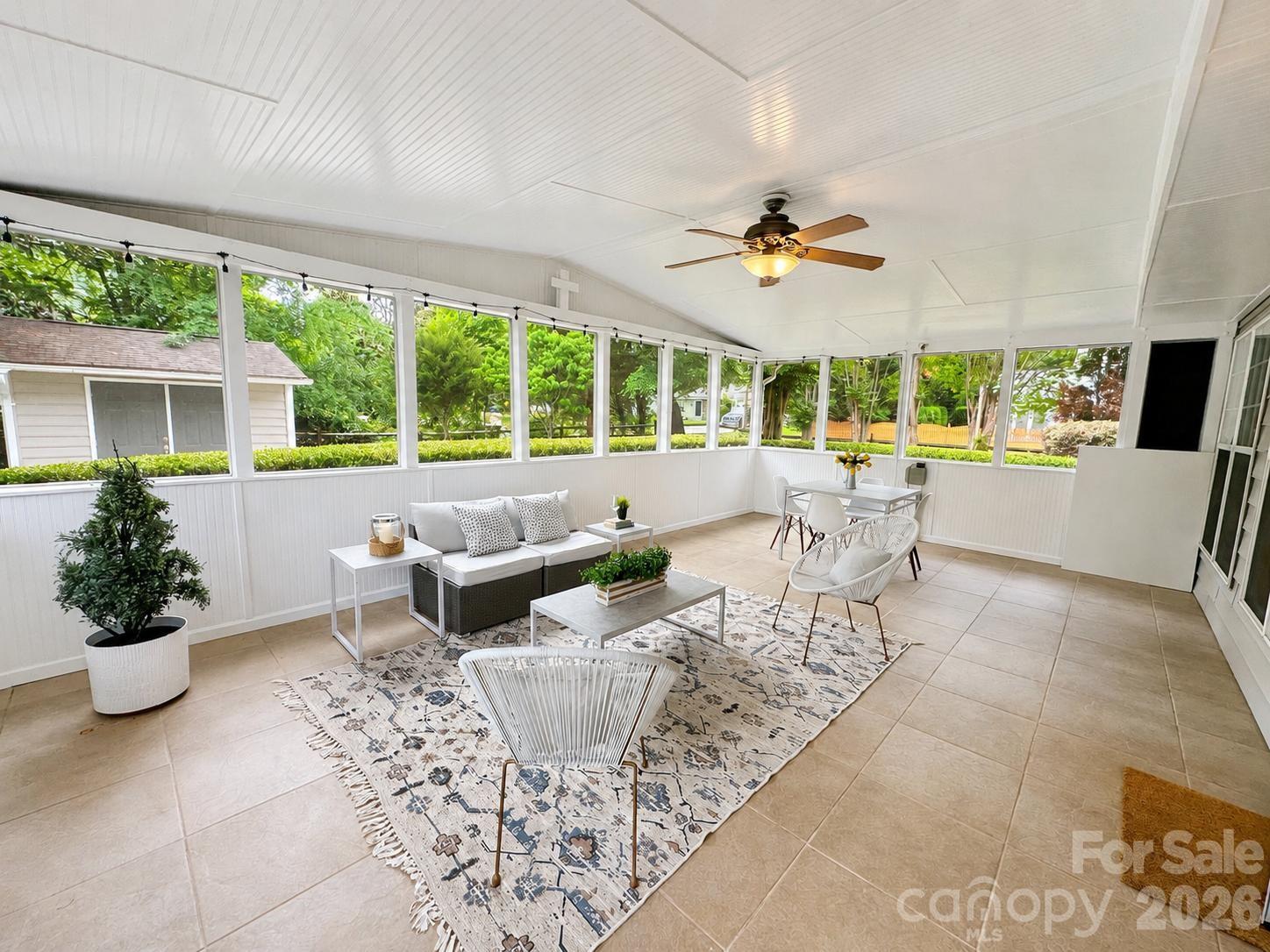 Photo 15 of 11106 Knight Castle Drive, Charlotte, NC